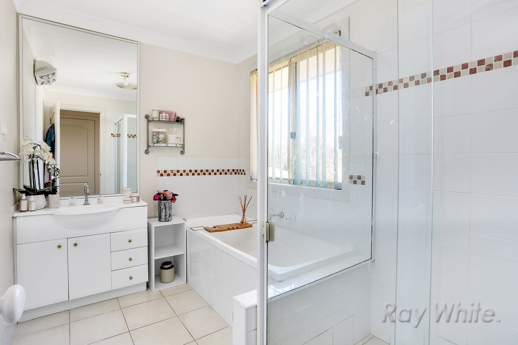 35 Aberdour Avenue, Rouse Hill, NSW 2155 - House for Rent - Ray White ...