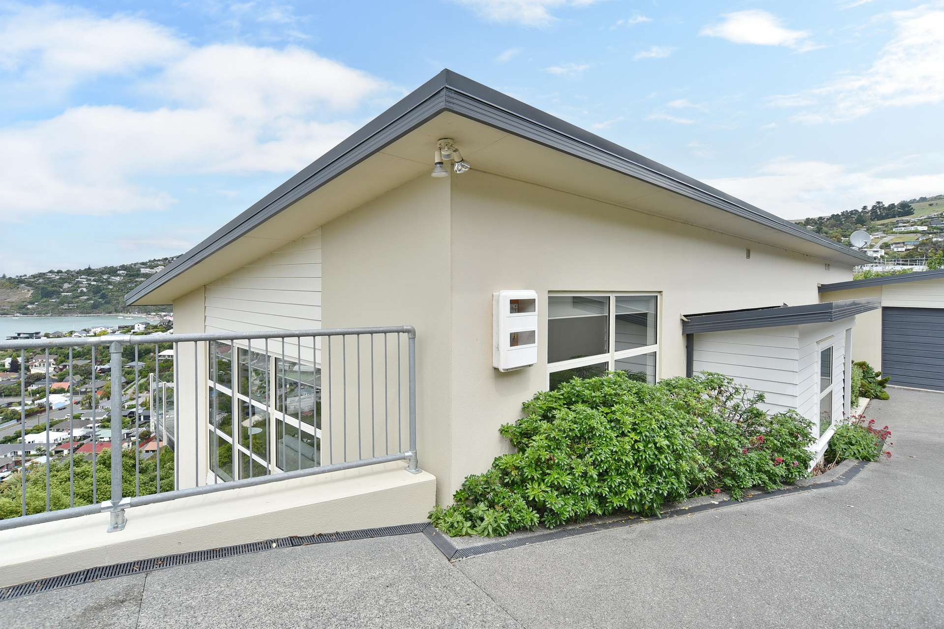 6 Redcliffs View Lane, Redcliffs, Christchurch City | Real Estate | Ray ...