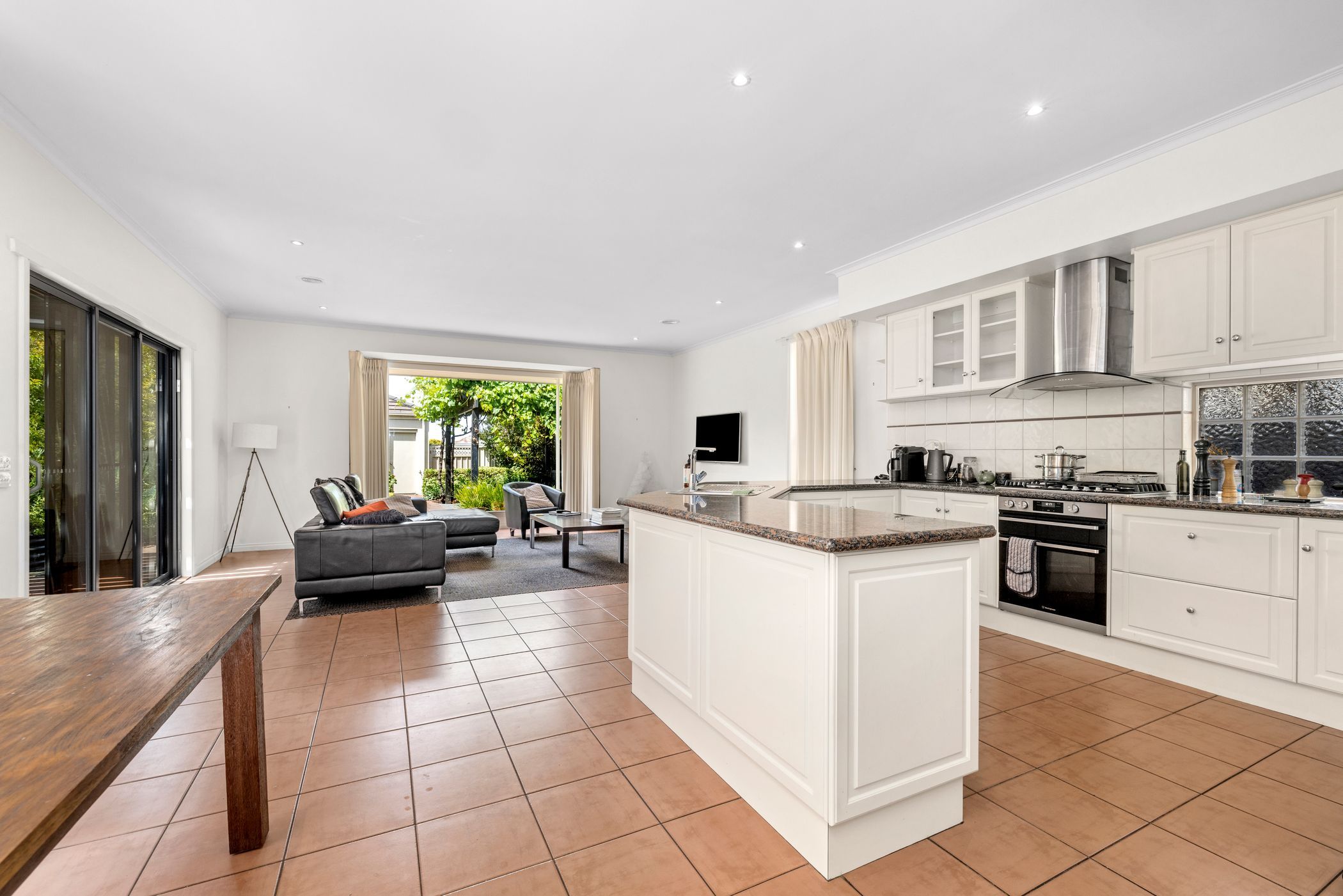 76 Victoria Street, Bakery Hill, VIC 3350 - Leased House - Ray White ...