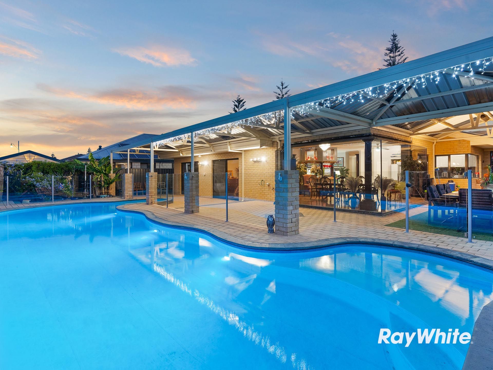 155 Secret Harbour Boulevard, Secret Harbour, WA 6173 - Sold House ...