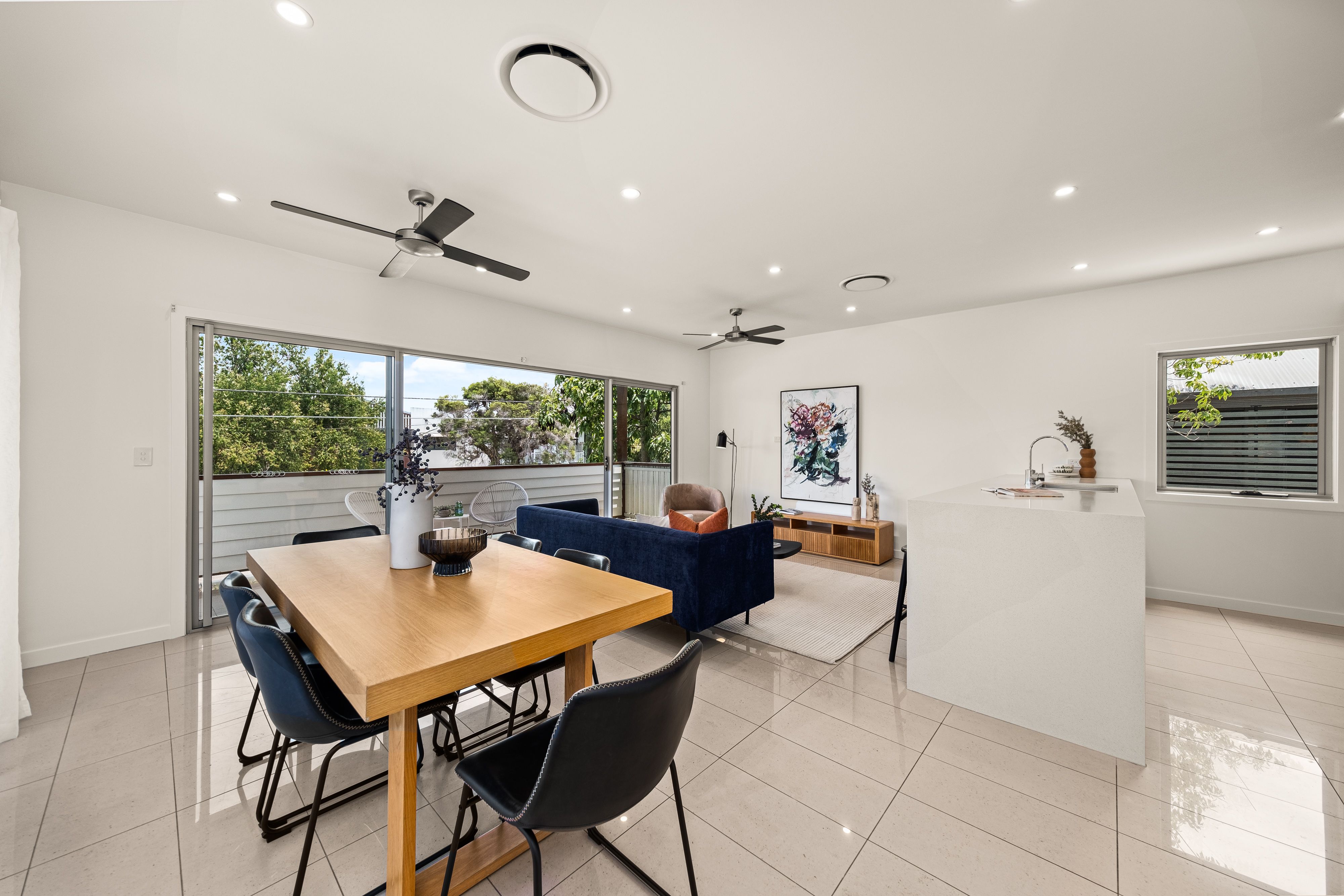 1/297 Hawthorne Road, Hawthorne, QLD 4171 - Sold Townhouse - Ray White ...