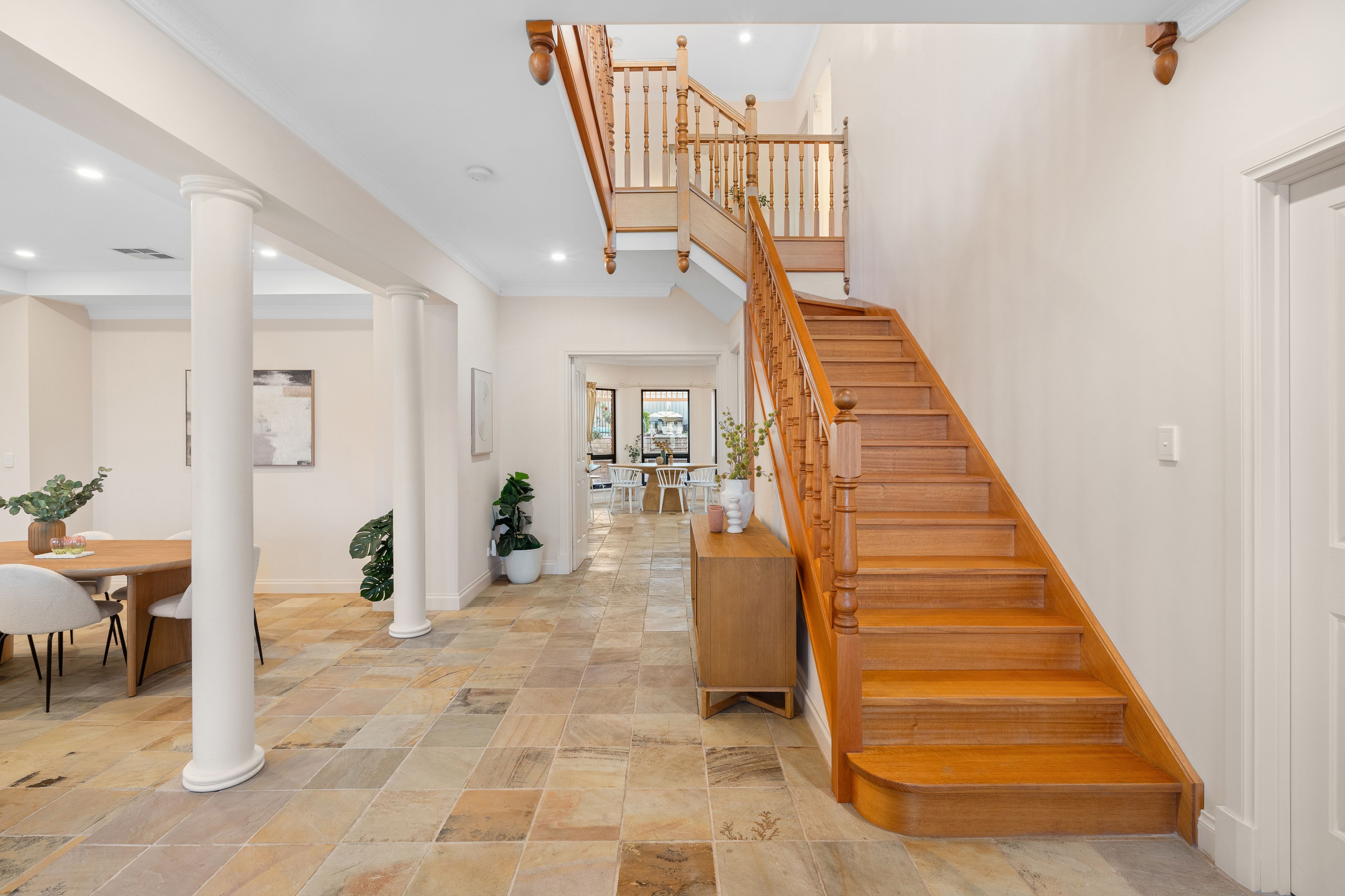 14 Petrel Close, Hallett Cove, SA 5158 - House for Sale - Ray White ...