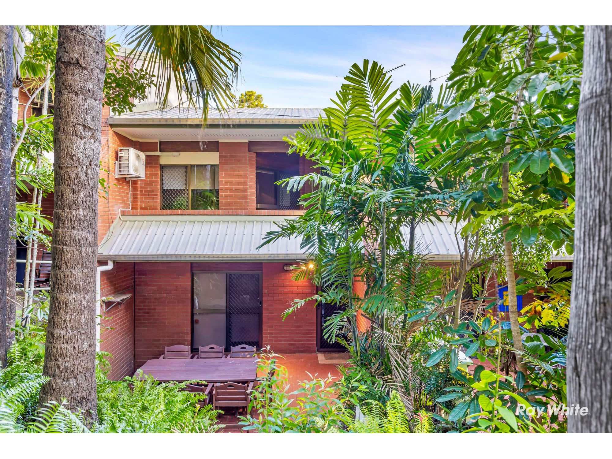 4/33 Scenic Highway, Cooee Bay, QLD 4703 - Leased Apartment - Ray White ...