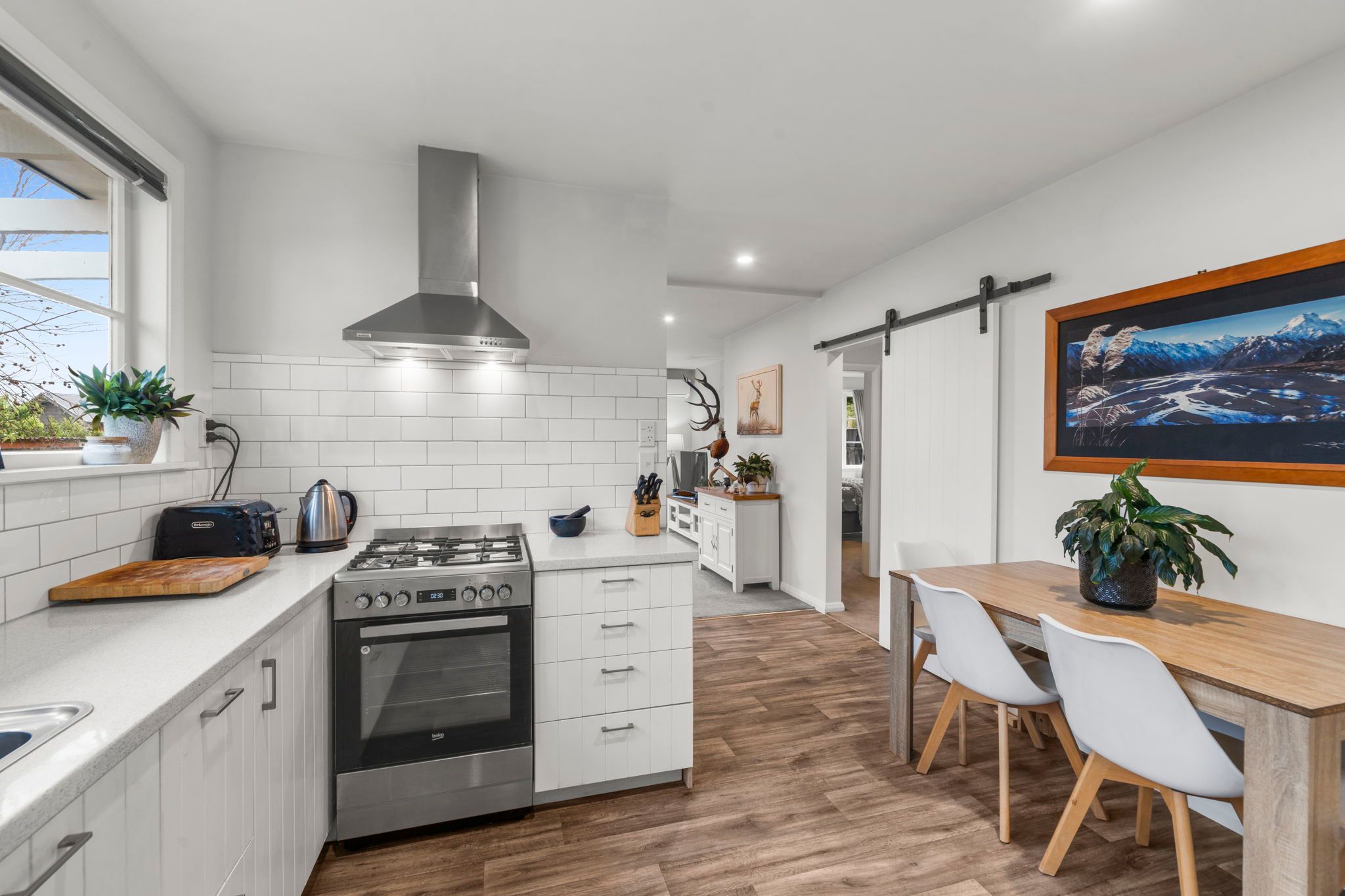 2568 Bealey Road, Hororata, Selwyn District 7544 - Sold House - Ray ...