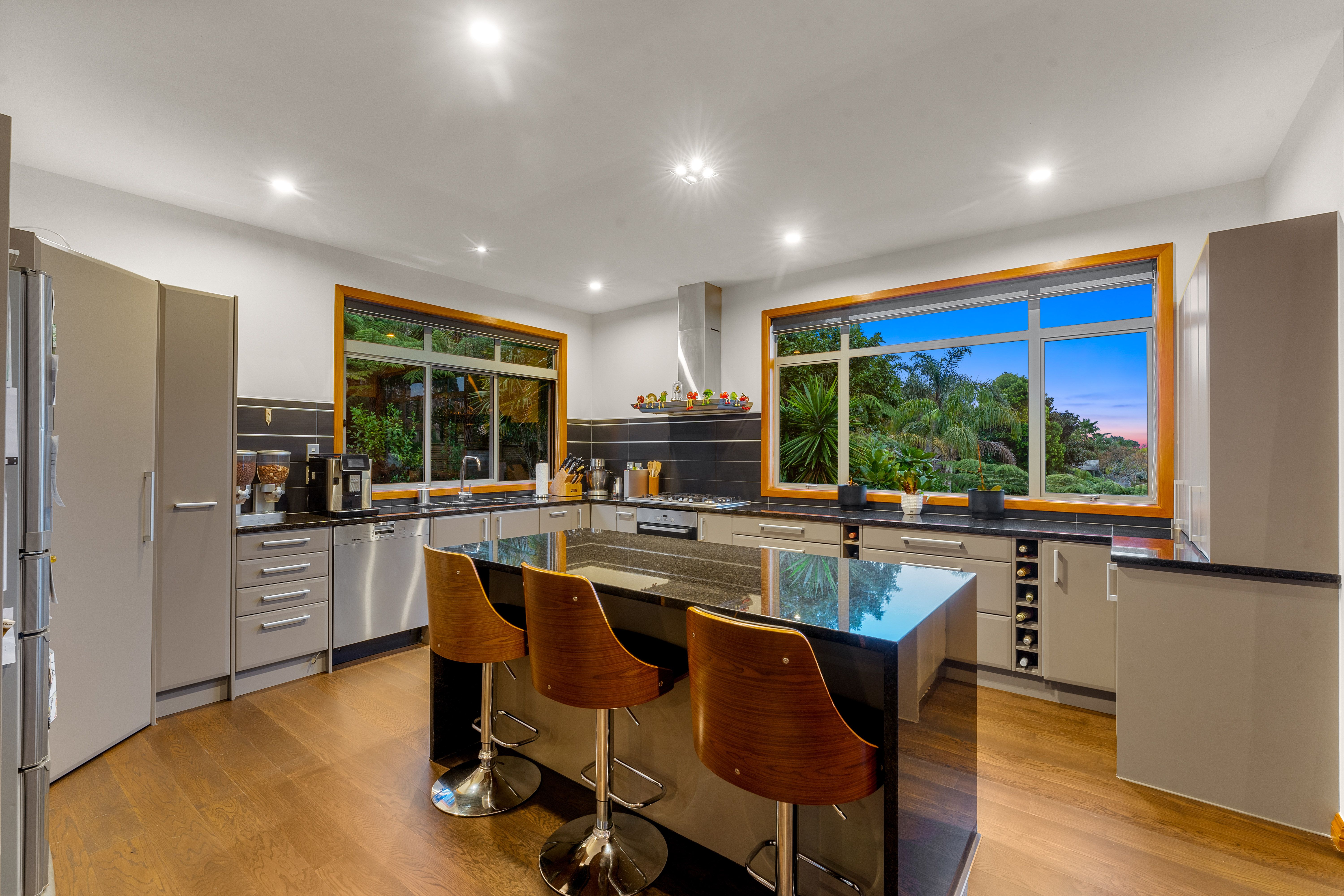49 Penguin Drive, Murrays Bay, North Shore City 0630 - Sold House - Ray ...