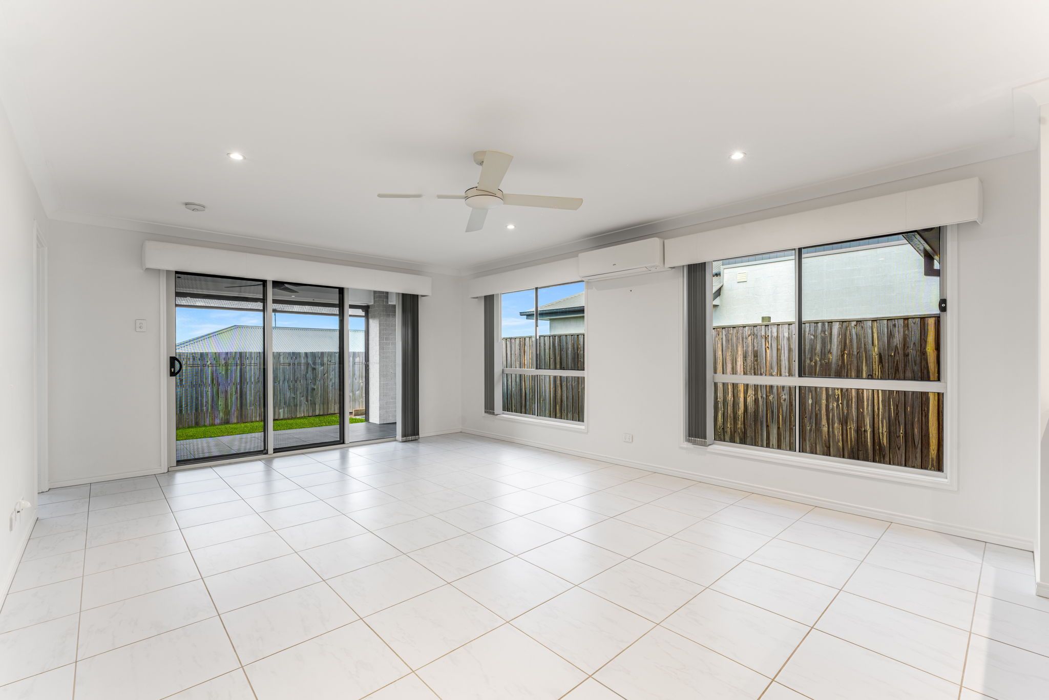 90 Watheroo Street, South Ripley, QLD 4306 - House for Rent - Ray White ...