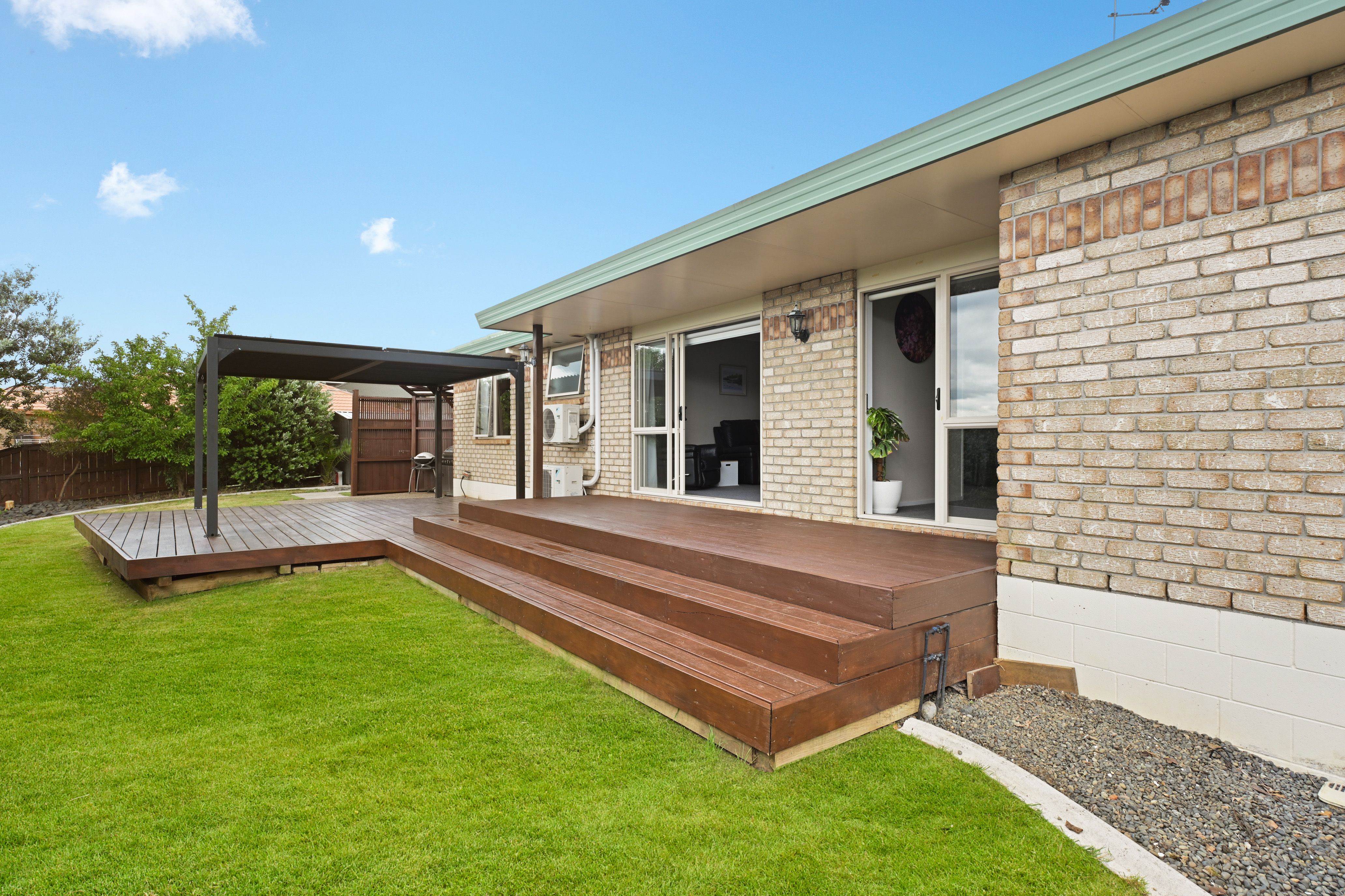 15 Highbury Place, Nawton, Hamilton City 3200 - Sold House - Ray White ...