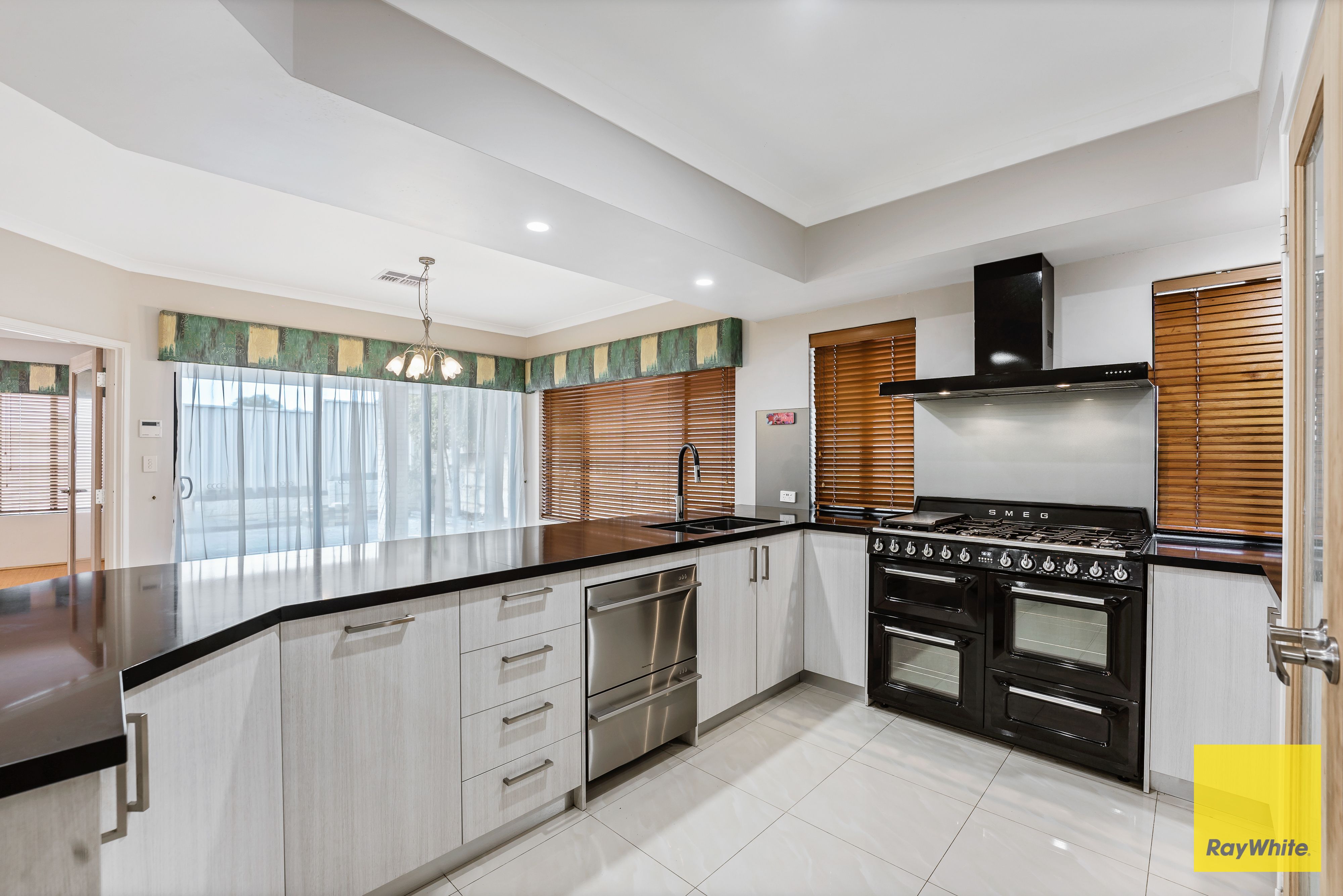 5 Rosemary Avenue, Darch, WA 6065 - House for Rent - Ray White Whiteman ...