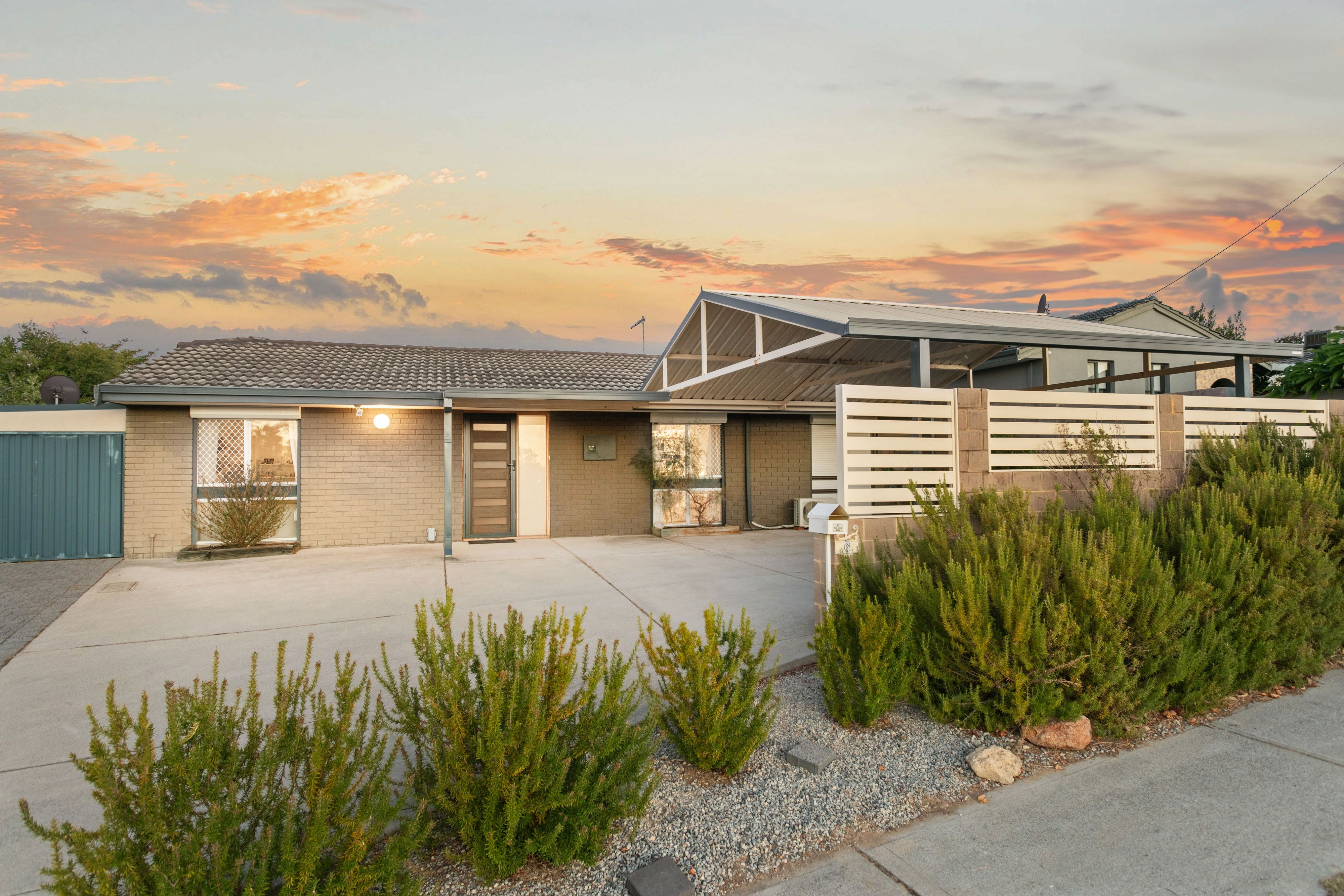 6 Bottlebrush Drive, Greenwood, WA 6024 - Sold House - Ray White ...
