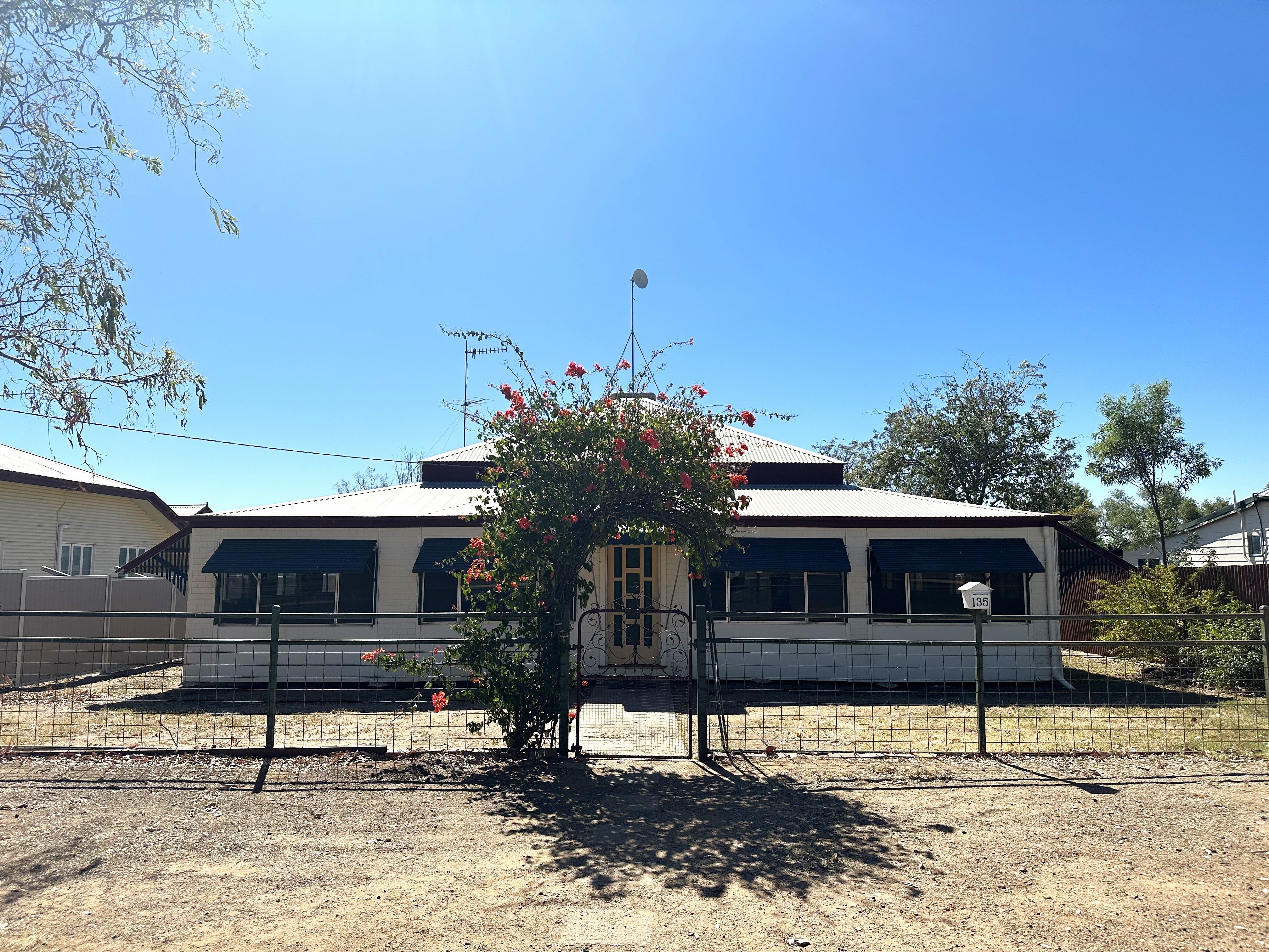135 Kingfisher Street, Longreach, QLD 4730 - Leased House - Ray White ...