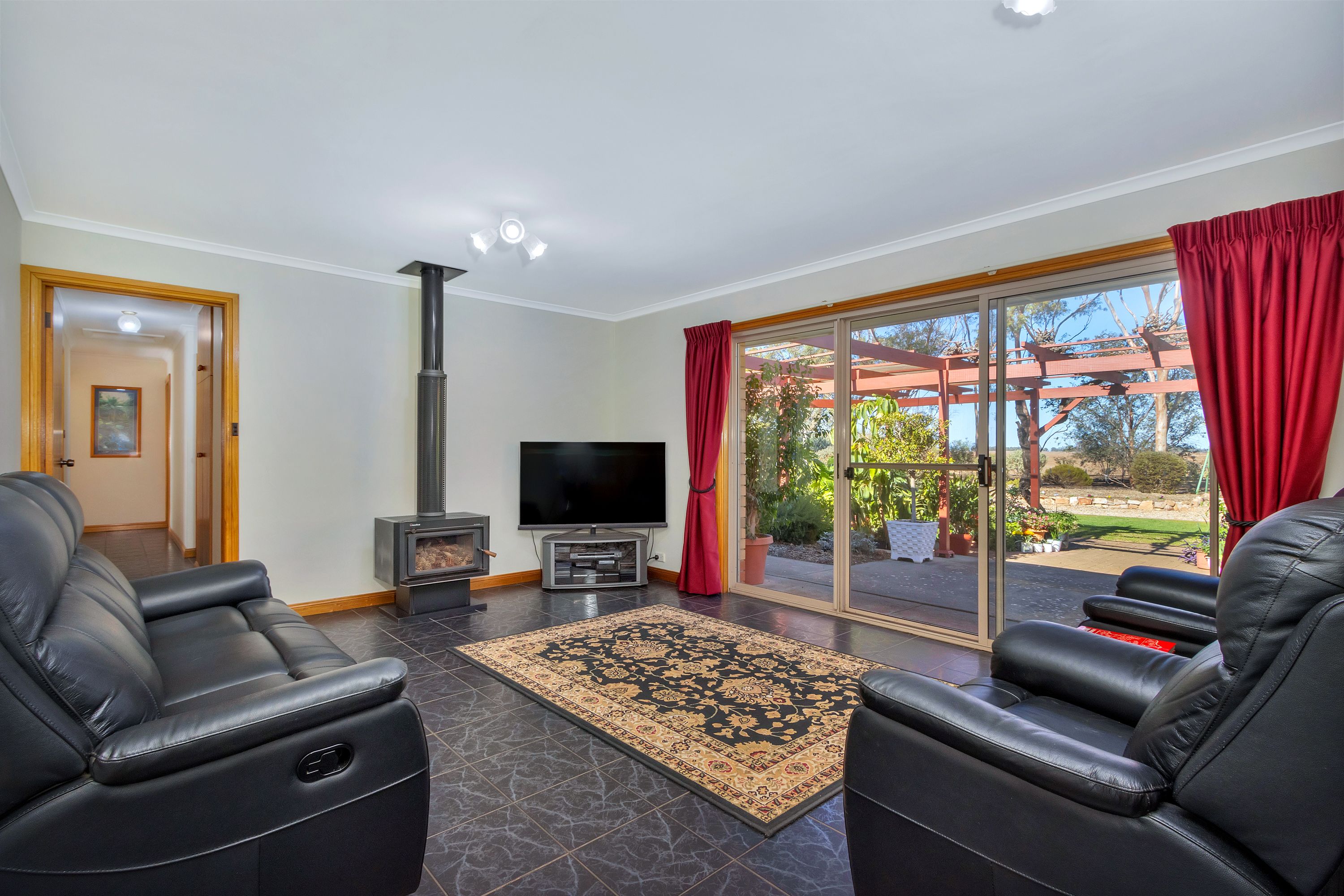 420 Barabba Road, REDBANKS, SA 5502 - House for Rent - Ray White ...