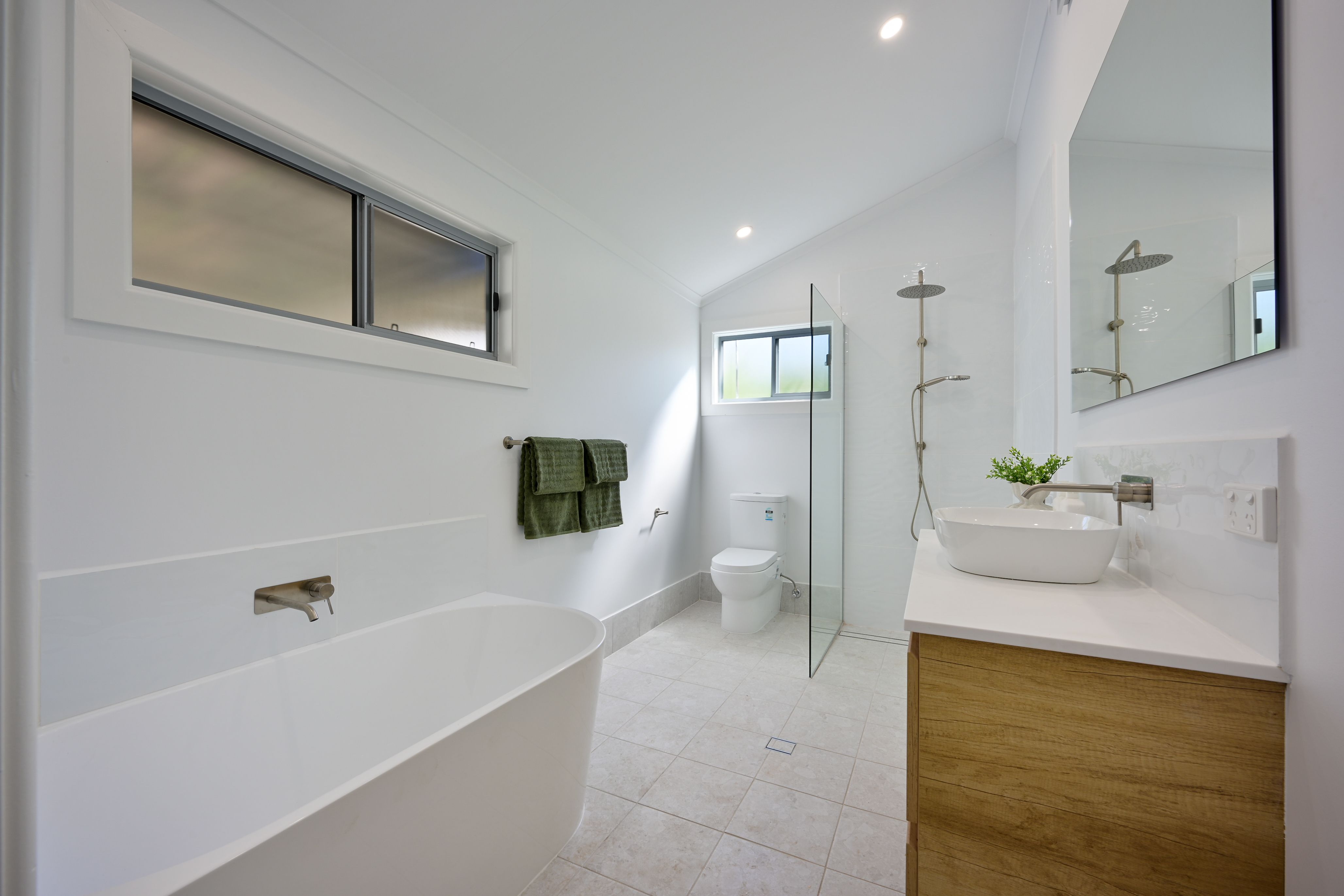 73 Playford Avenue, Whyalla Playford, SA 5600 - House for Sale - Ray ...