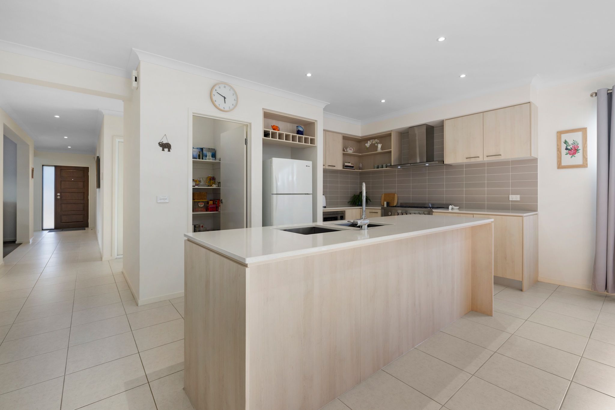 72 Rossiter Retreat, Cranbourne North, VIC 3977 - Sold House - Ray ...