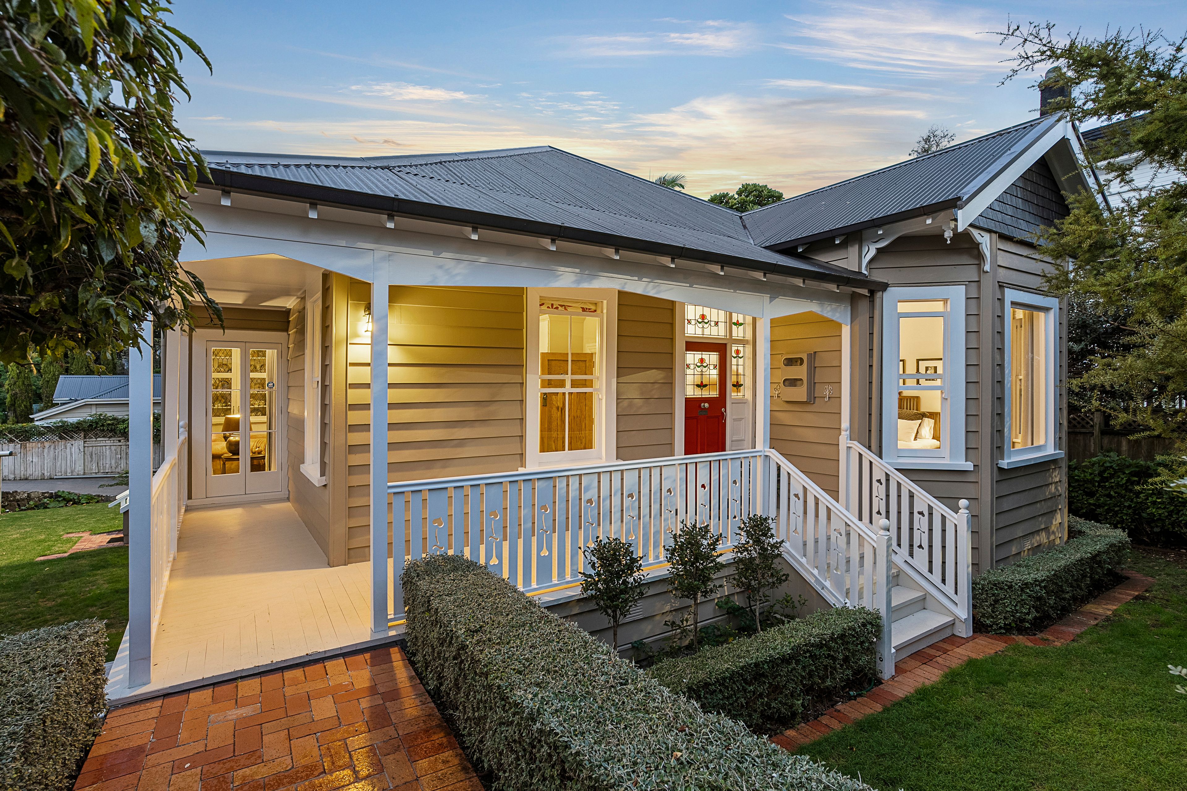 1 Tarata Street, Mount Eden, Auckland City 1024 - Sold House - Ray ...