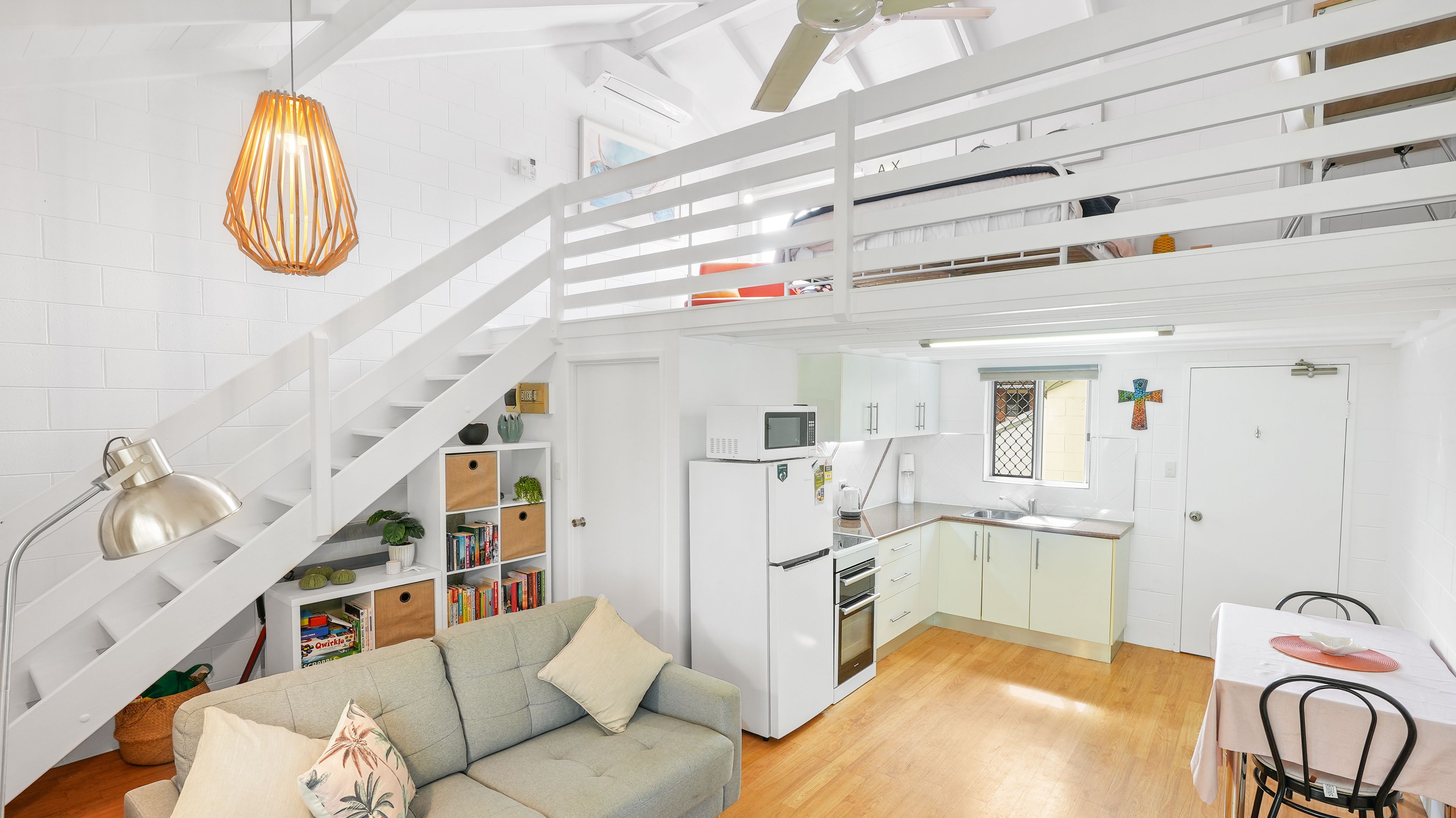 12/116-118 Greenslopes Street, Edge Hill, QLD 4870 - Leased Unit - Ray ...