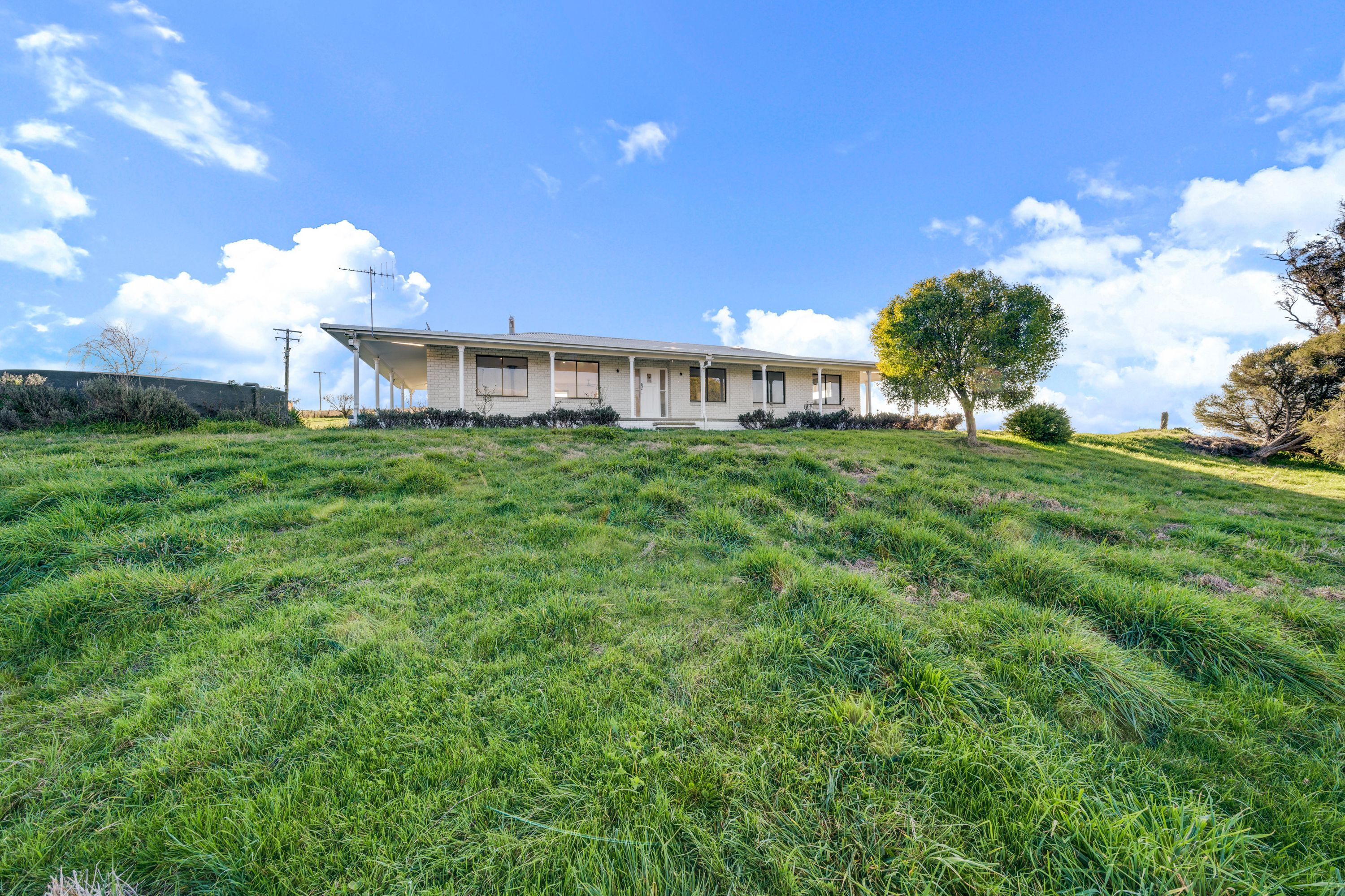 1076 Spring Range Road, Springrange, NSW 2618 - Sold House - Ray White ...