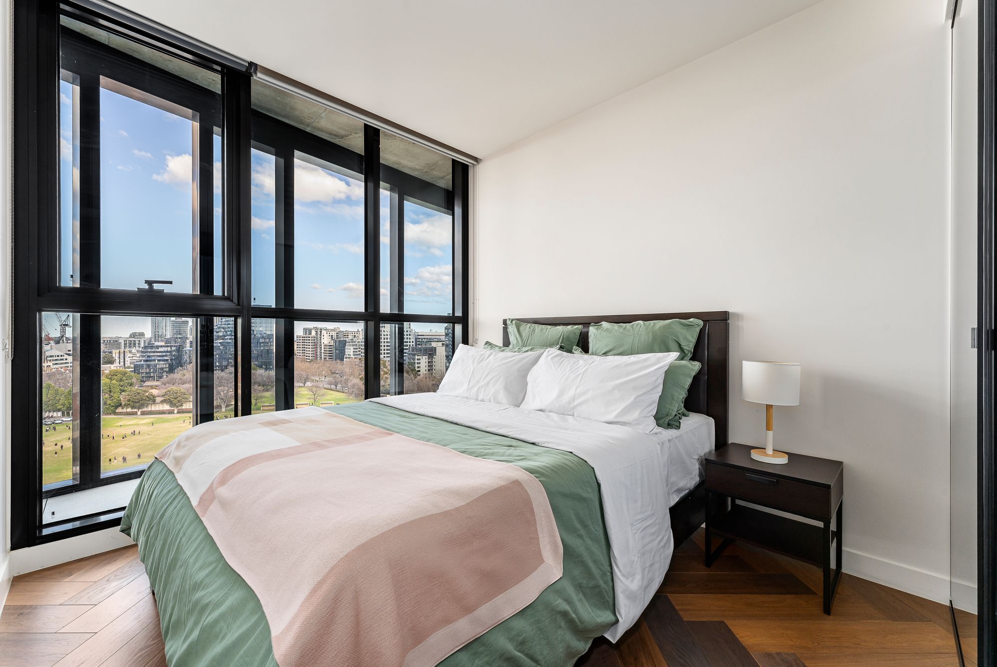 1118/555 St Kilda Road, Melbourne, VIC 3004 - Sold Apartment ...