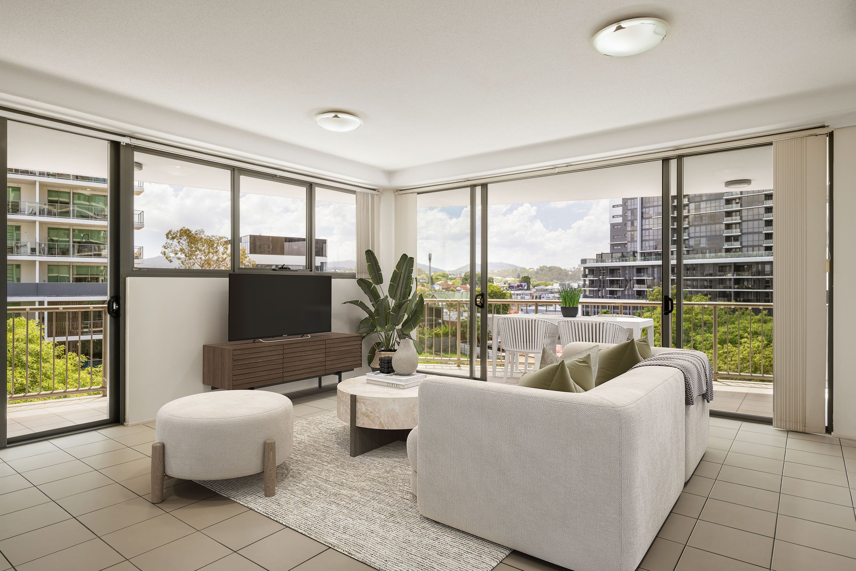 1055/18 Manning Street, Milton, QLD 4064 - Sold Apartment - Ray White ...