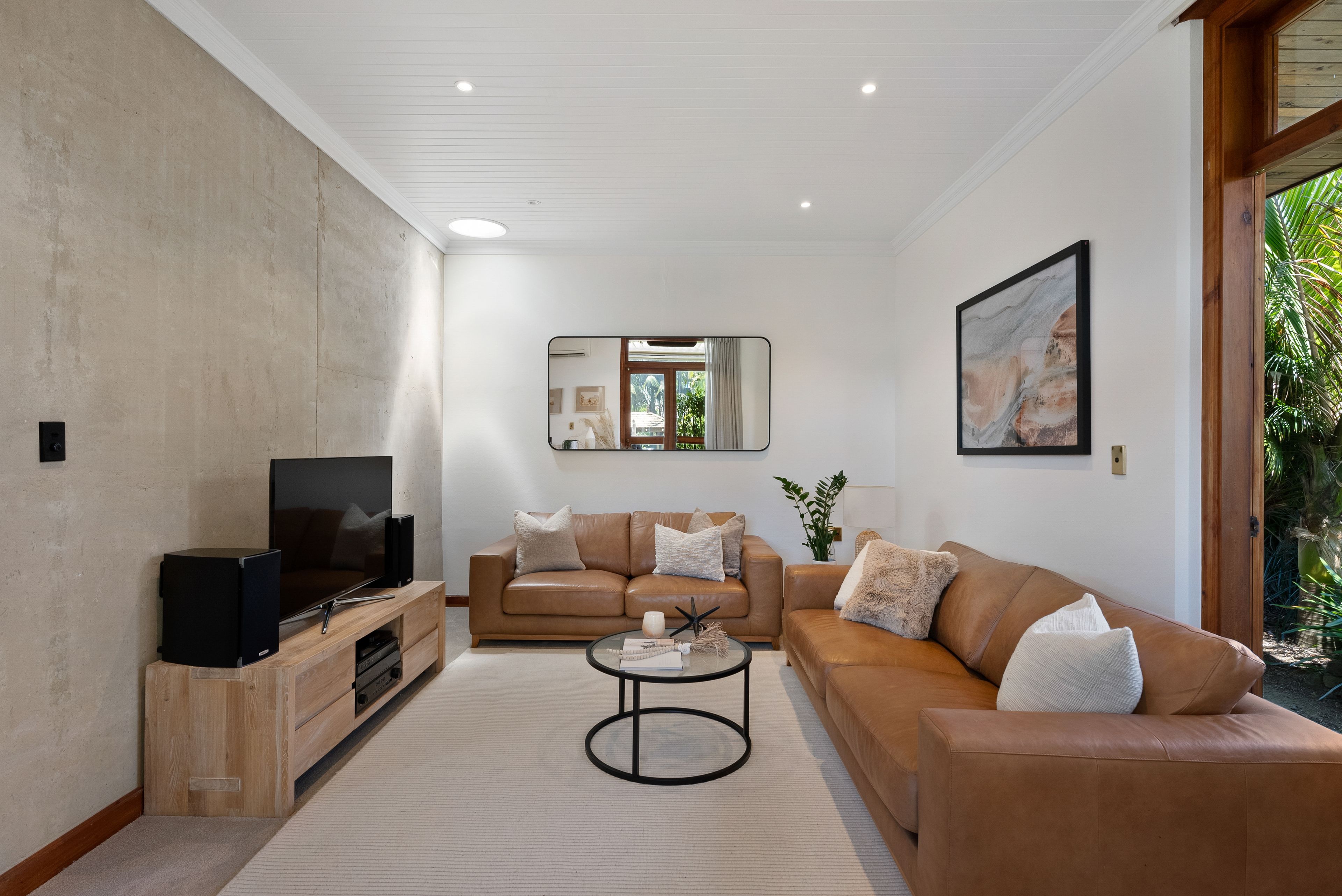 97A Hutchinson Avenue, New Lynn, Waitakere City 0600 - Sold House - Ray ...