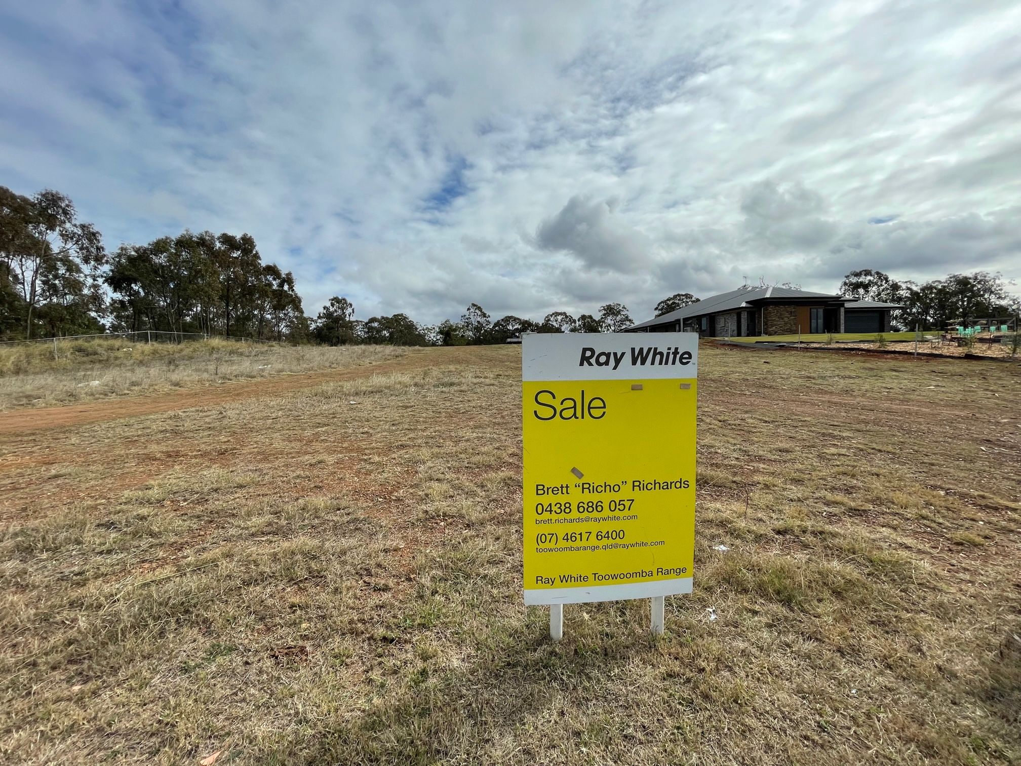 17 Daintree Crescent, Meringandan West, QLD 4352 - Sold Land - Ray ...