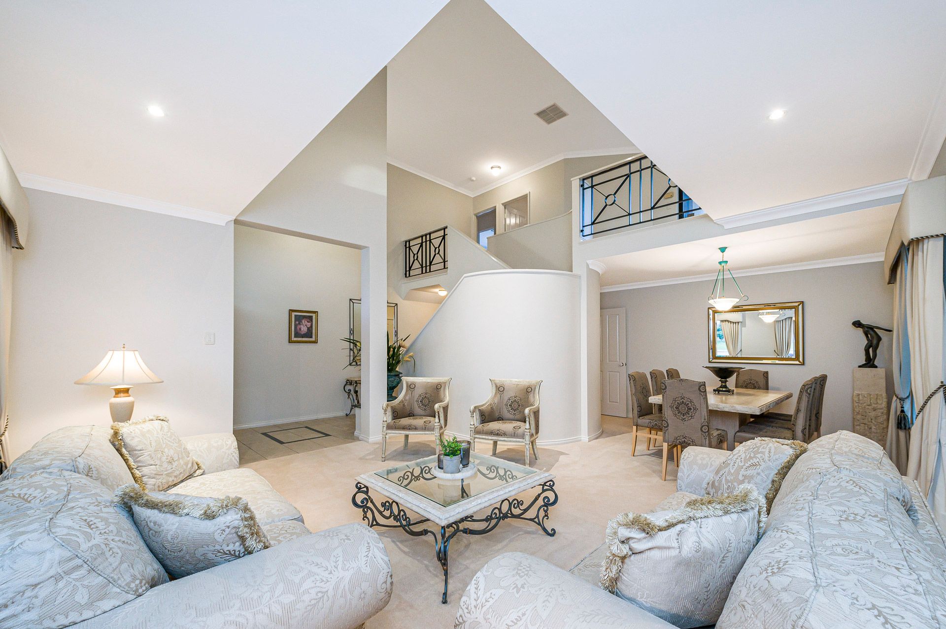 9 Sattelberg Ramble, Dianella, WA 6059 - House for Rent - Ray White ...