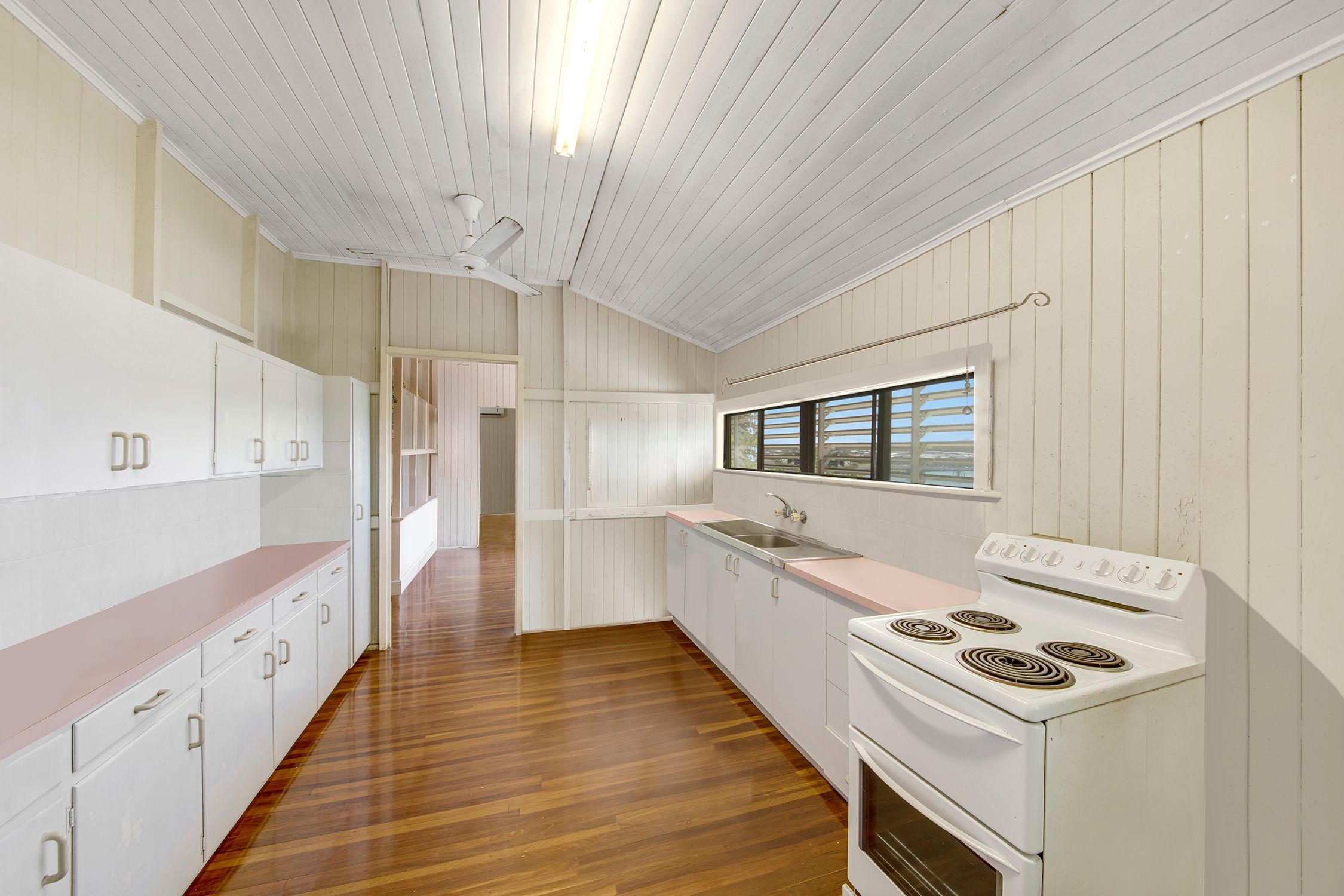 3 Auckland Street, Gladstone Central, QLD 4680 - Sold House - Ray White ...