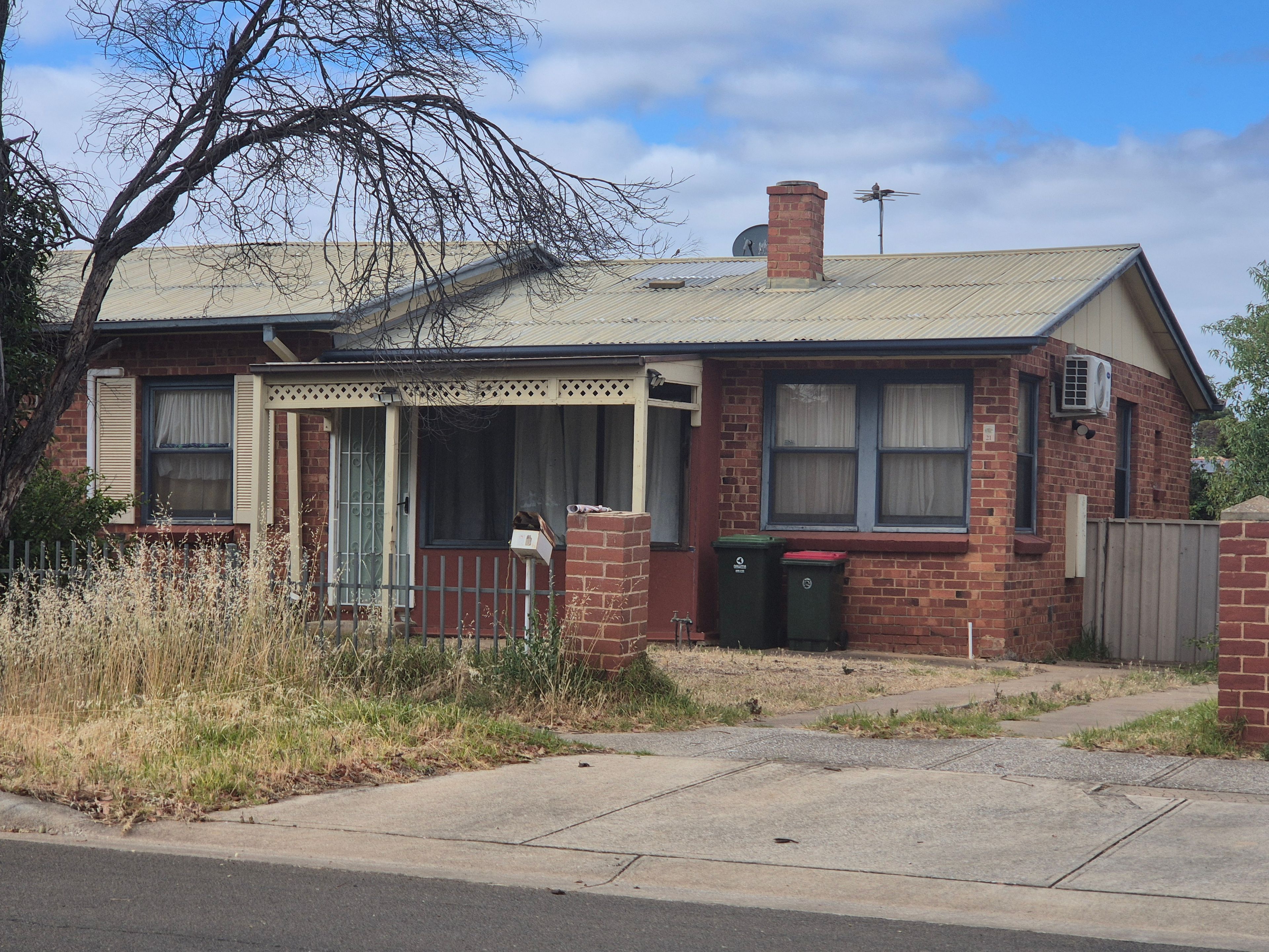 21 Whiteparish Road, Elizabeth North, SA 5113 - Home for Sale - Ray ...