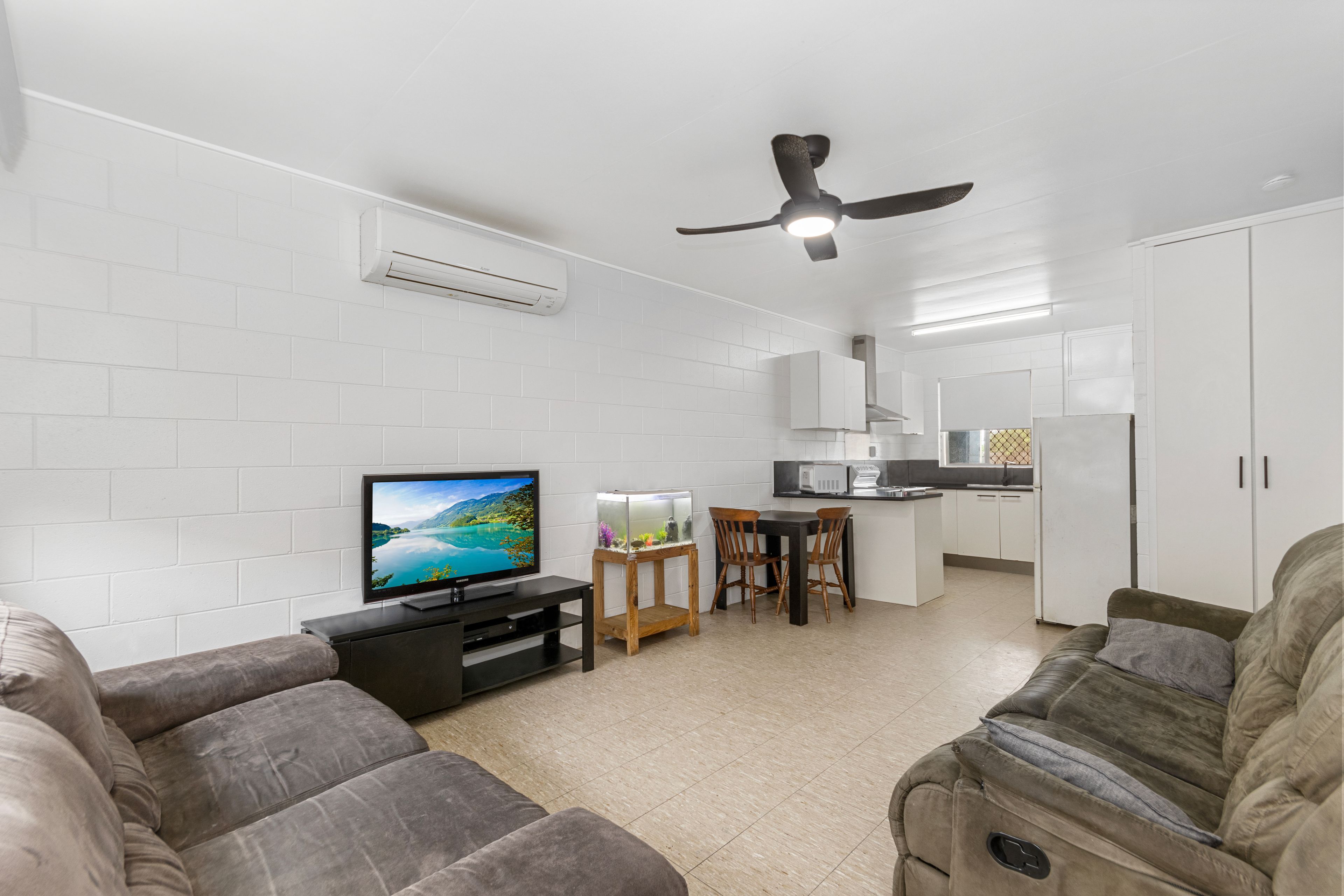 1/55-57 Punari Street, Currajong, QLD 4812 - Sold Apartment - Ray White ...