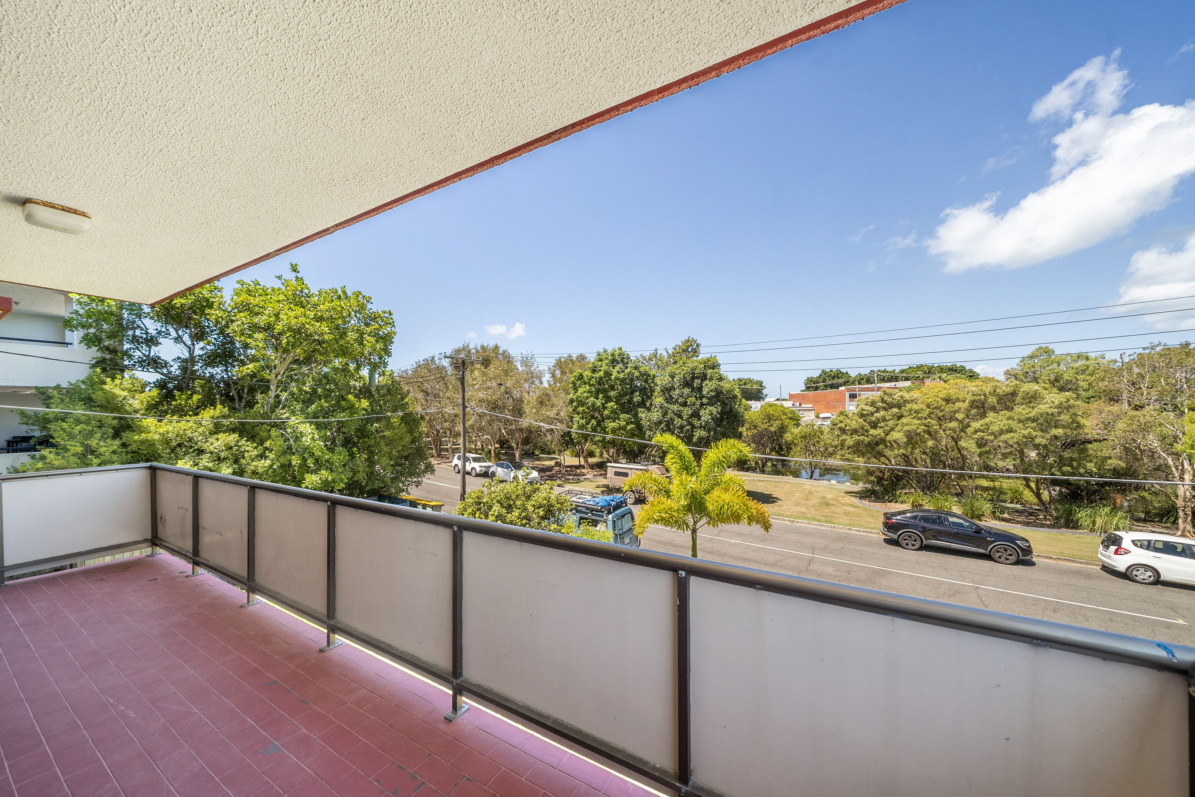 2/31 Humpybong Esplanade, Redcliffe, QLD 4020 - Sold Unit - Ray White ...