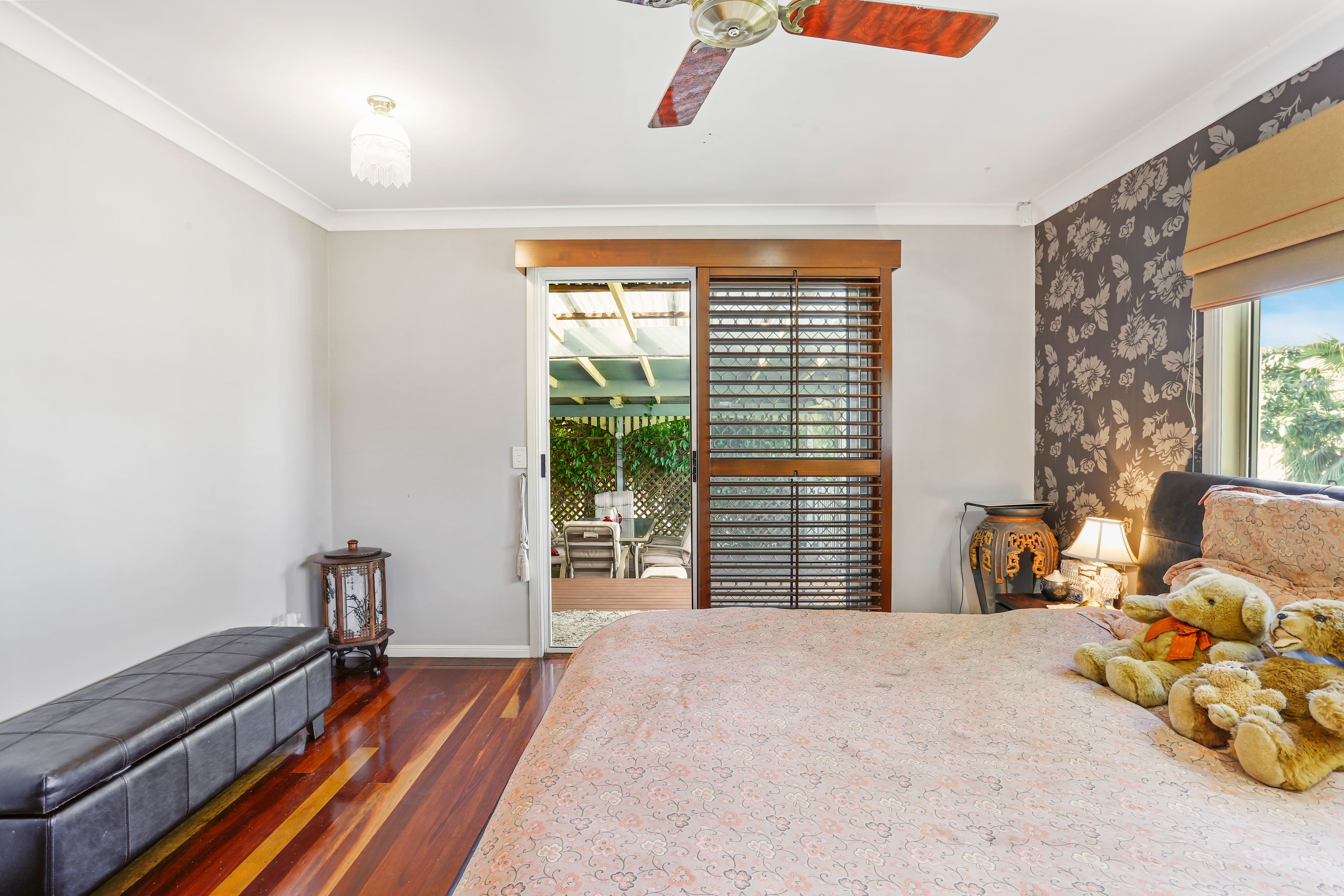 112 Whiting Street, Labrador, QLD 4215 - Sold House - Ray White Hope Island