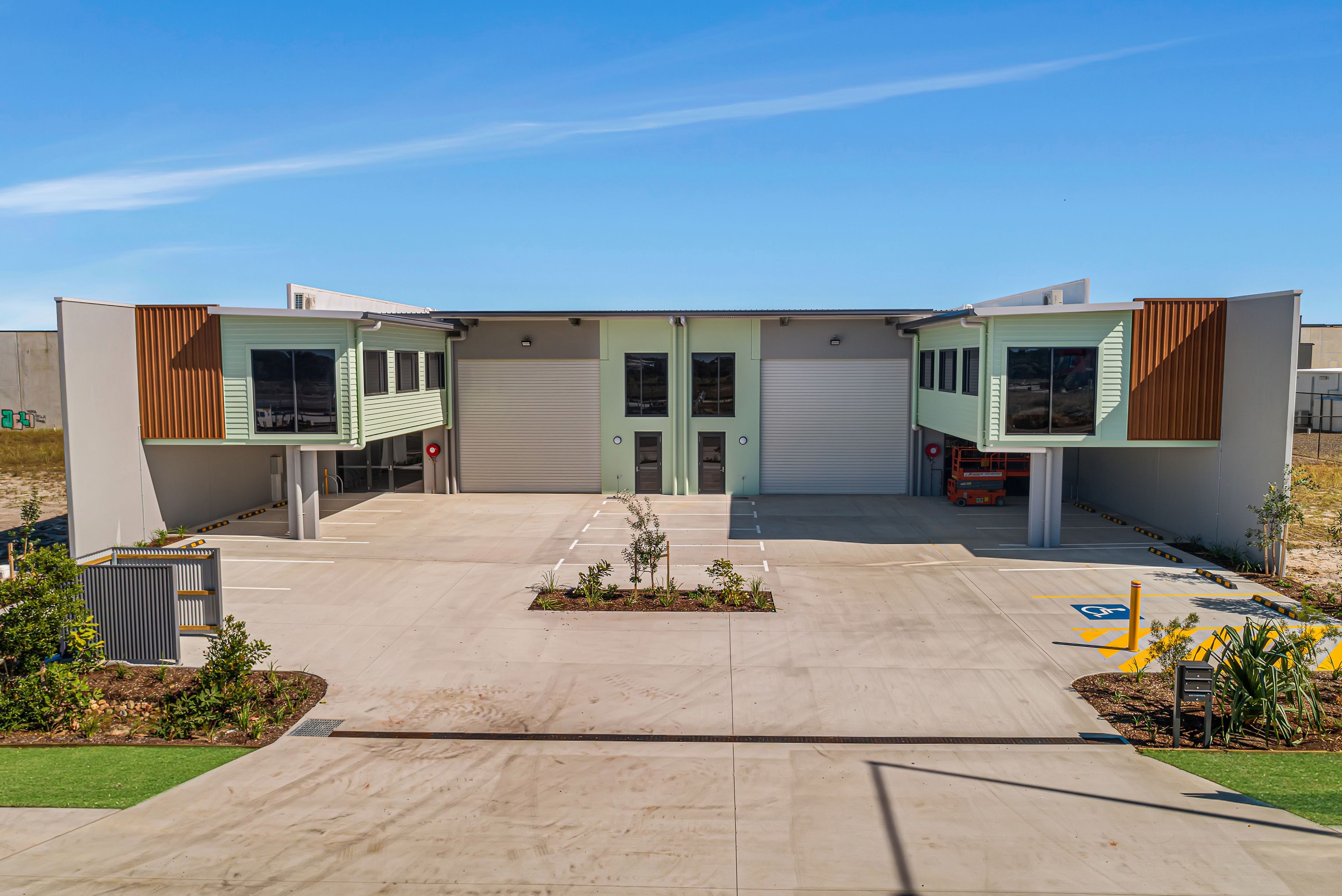 2/4 Abeles Street, Baringa, QLD 4551 - Leased Industrial/Warehouse ...