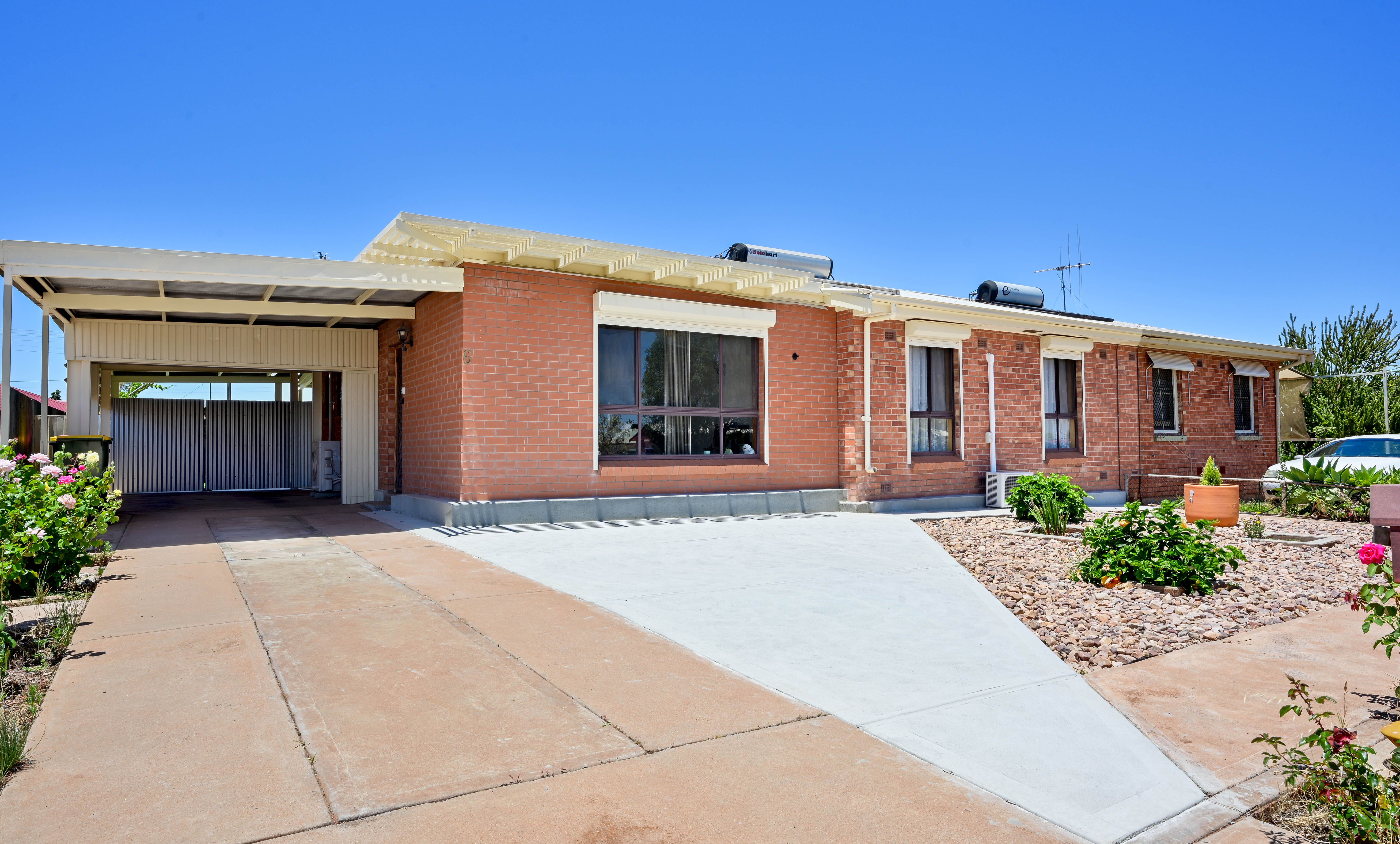 6 Davis Street, Whyalla Norrie, SA 5608 - Sold House - Ray White Port ...