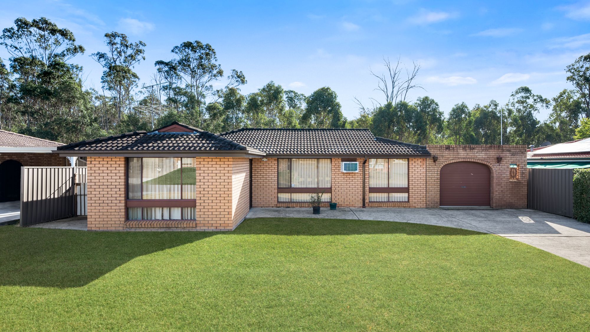 19 Tanbark Circuit, Werrington Downs, NSW 2747 - Sold House - Ray White ...