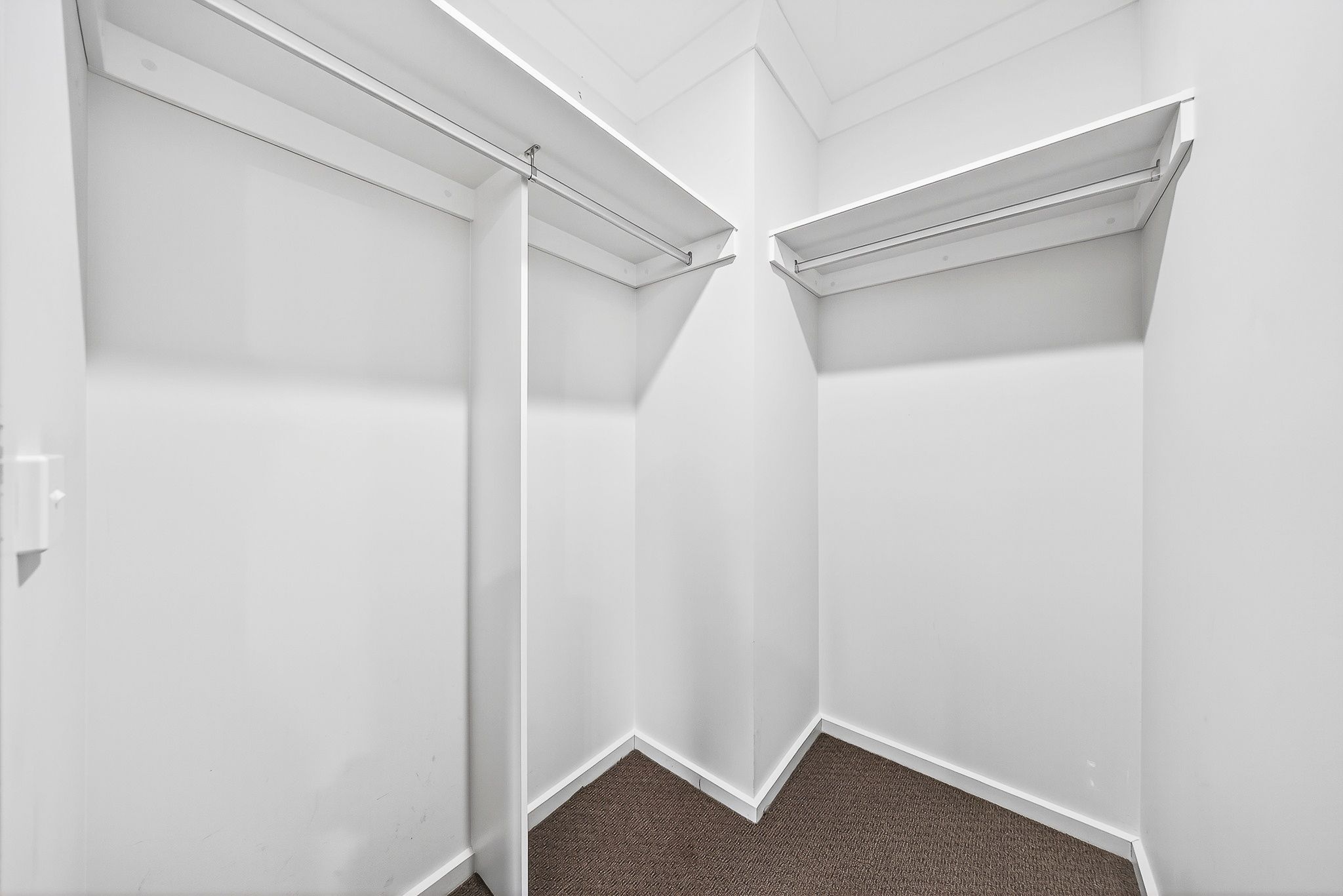 92 Grande Belmond Avenue, Cranbourne East, VIC 3977 - House for Rent ...