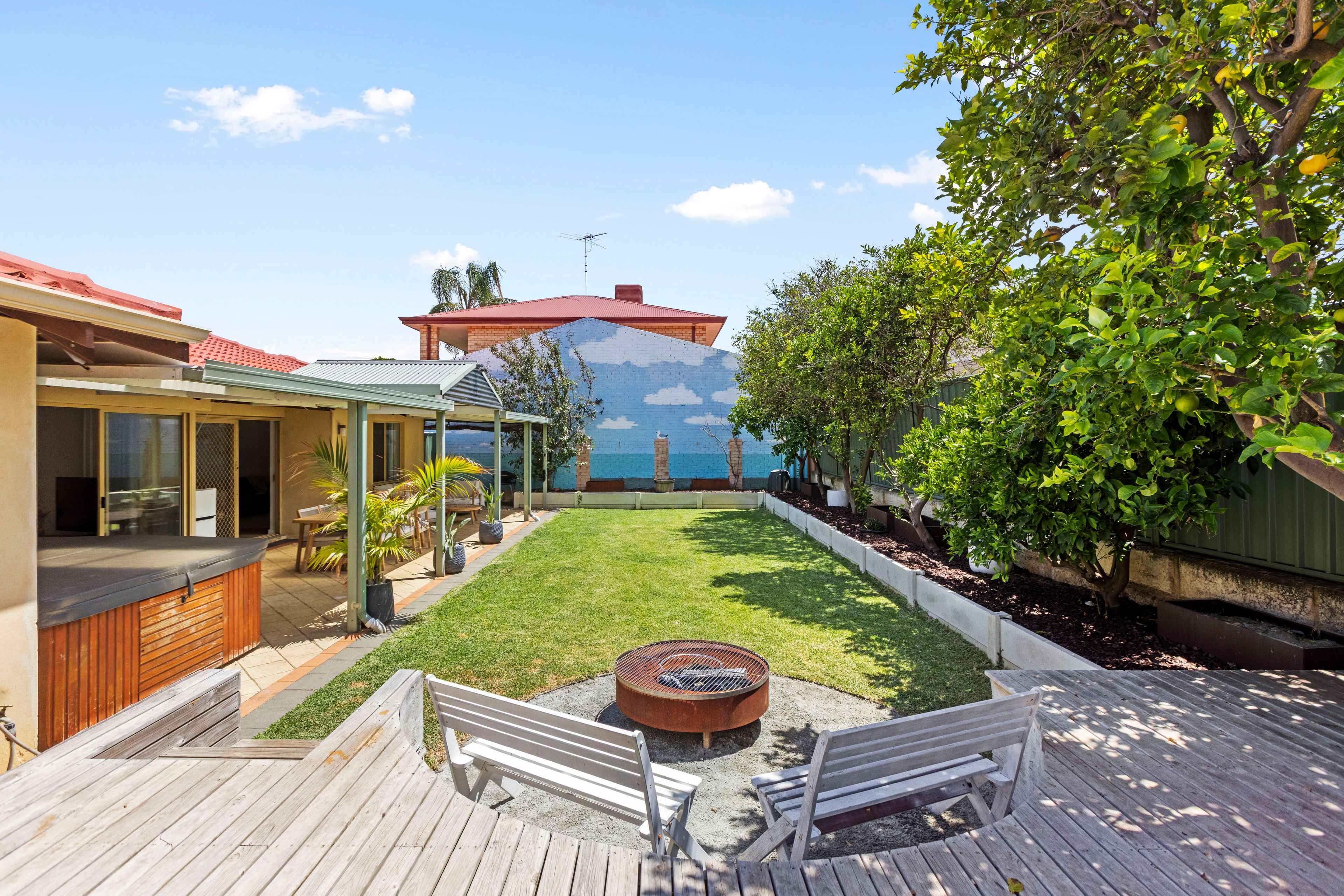 68A Deanmore Road, Scarborough, WA 6019 - Sold House - Ray White ...