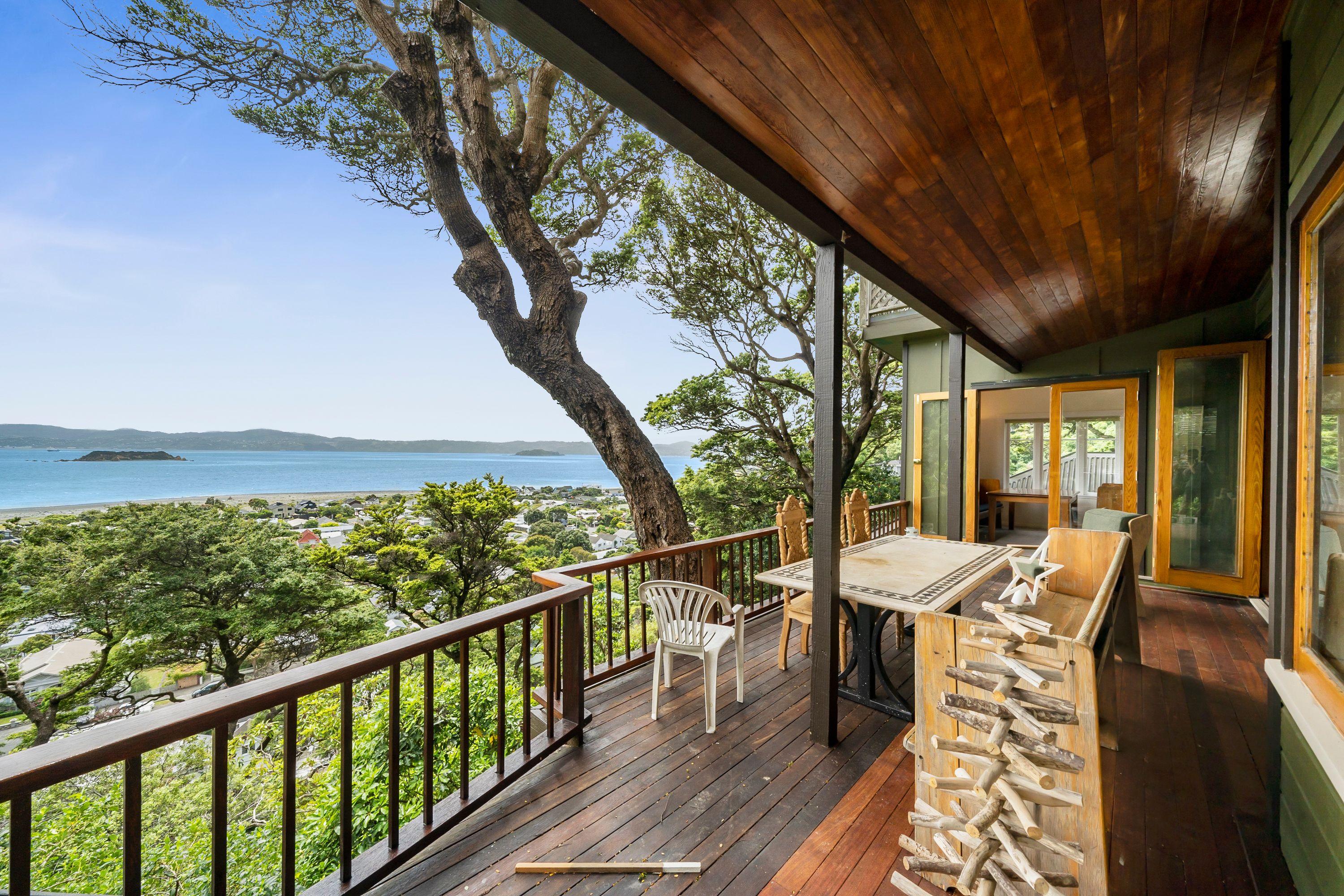 5 Karaka Street, Eastbourne, Lower Hutt City 5013 - House for Sale ...