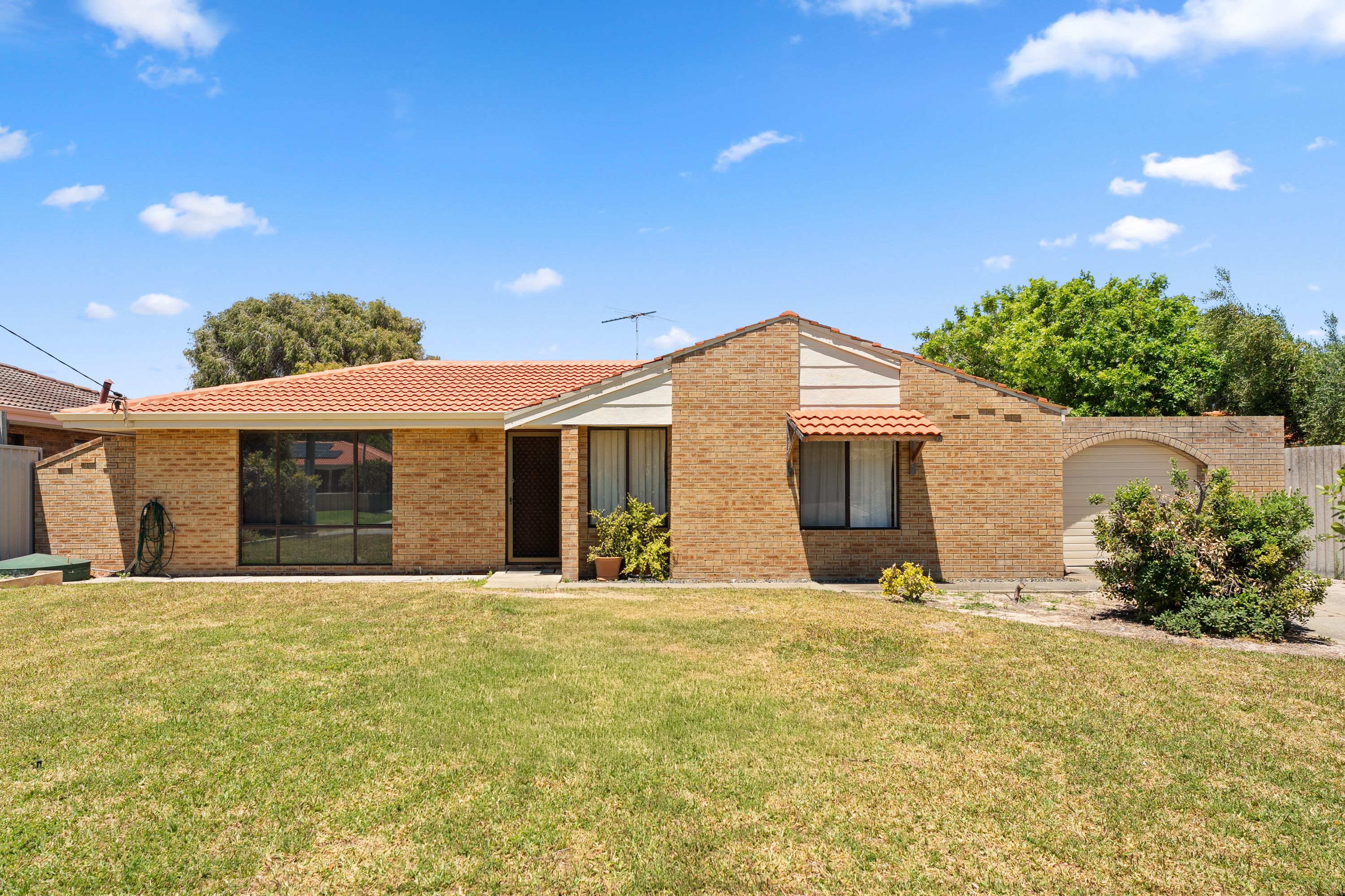 14 Leeder Street, Safety Bay, WA 6169 - Sold House - Ray White ...