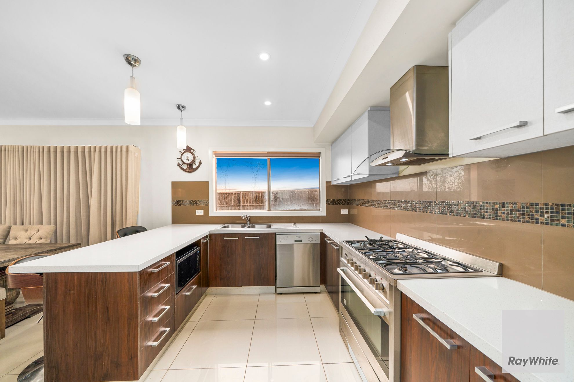 58 Riviera Drive, Hillside, VIC 3037 - Sold House - Ray White Taylors Lakes