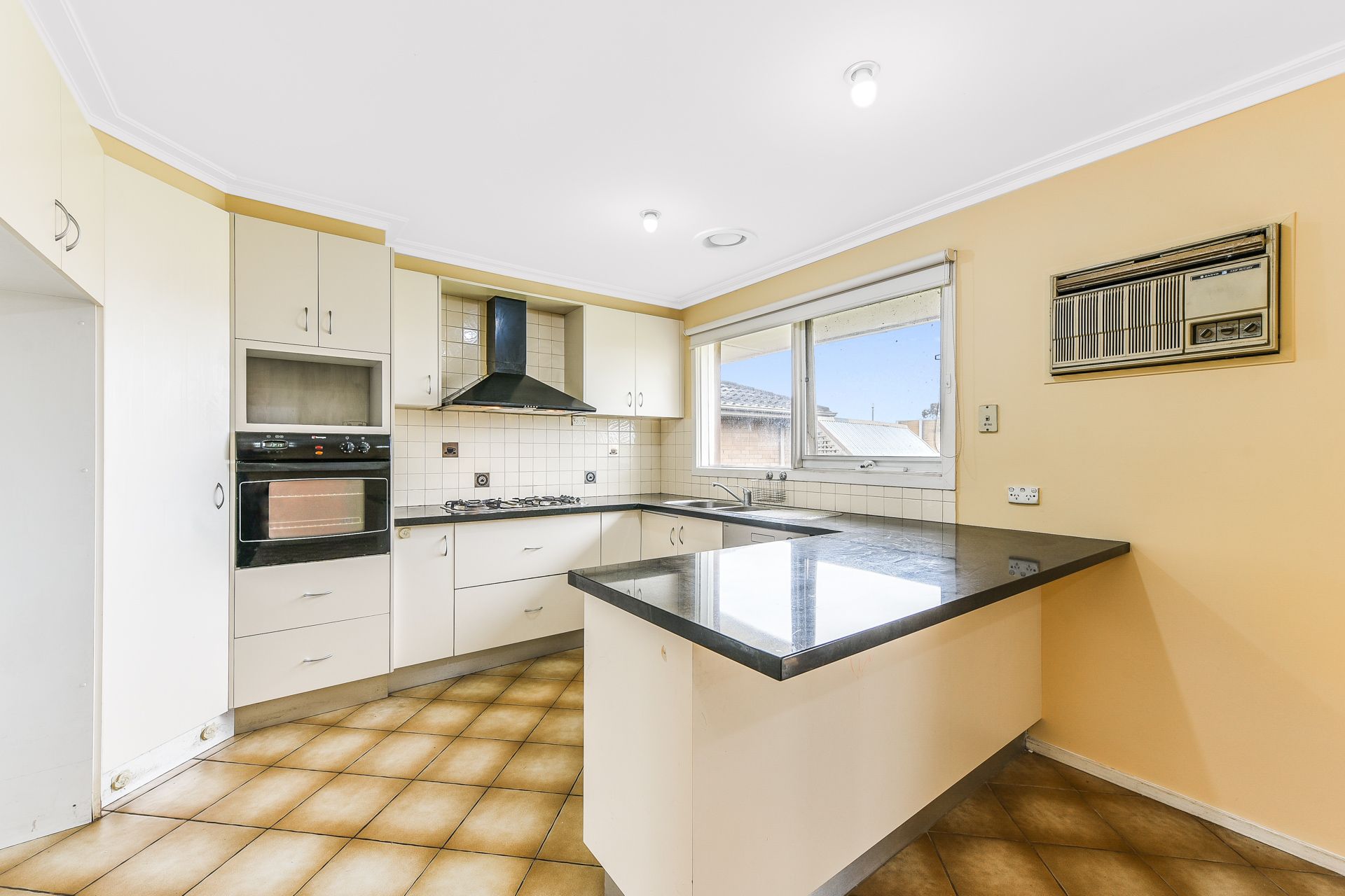 99 Brandon Park Drive, Wheelers Hill, VIC – Home For Rent • Ray White