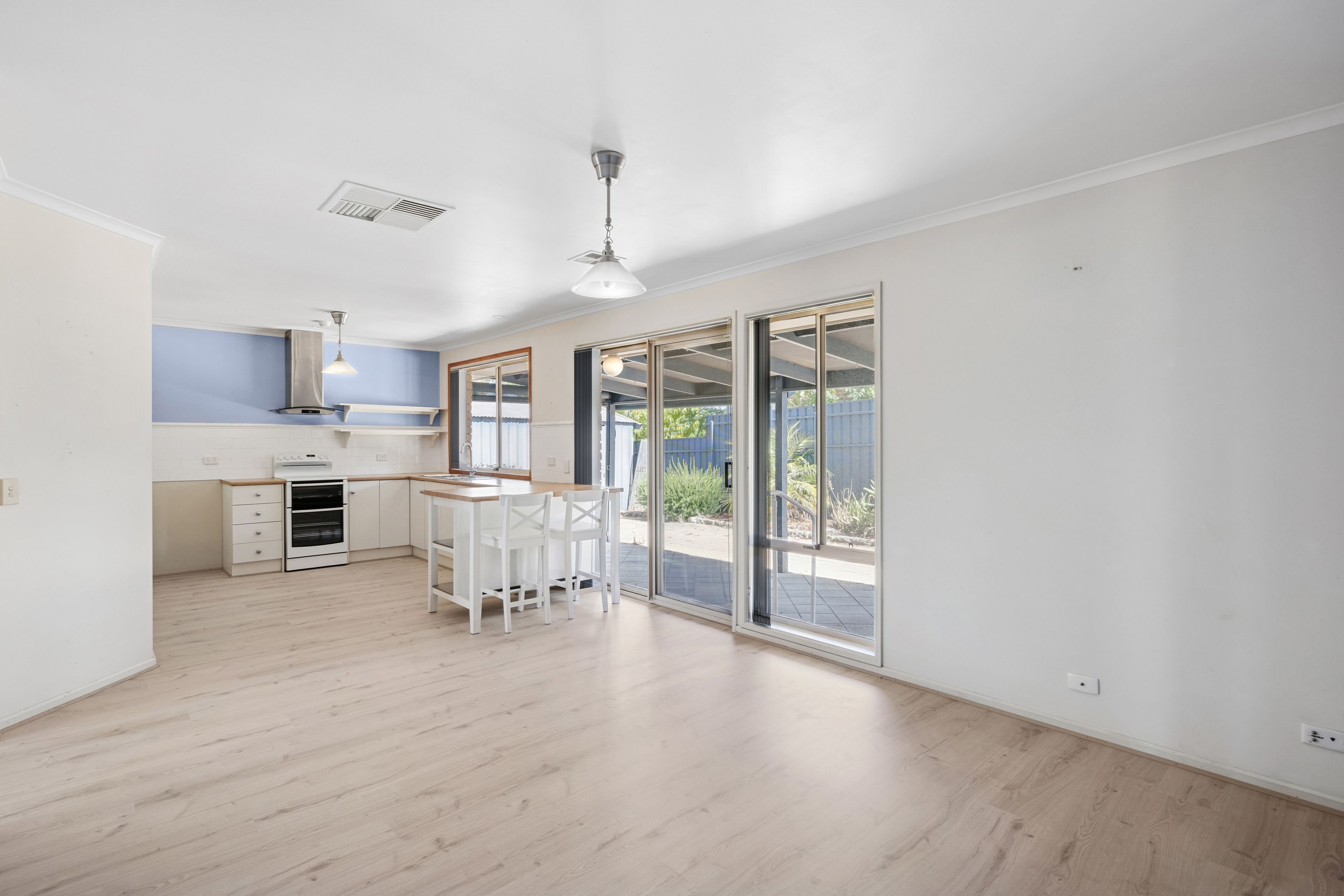 24 Peppermint Grove, Noarlunga Downs, SA 5168 - Sold House - Ray White ...