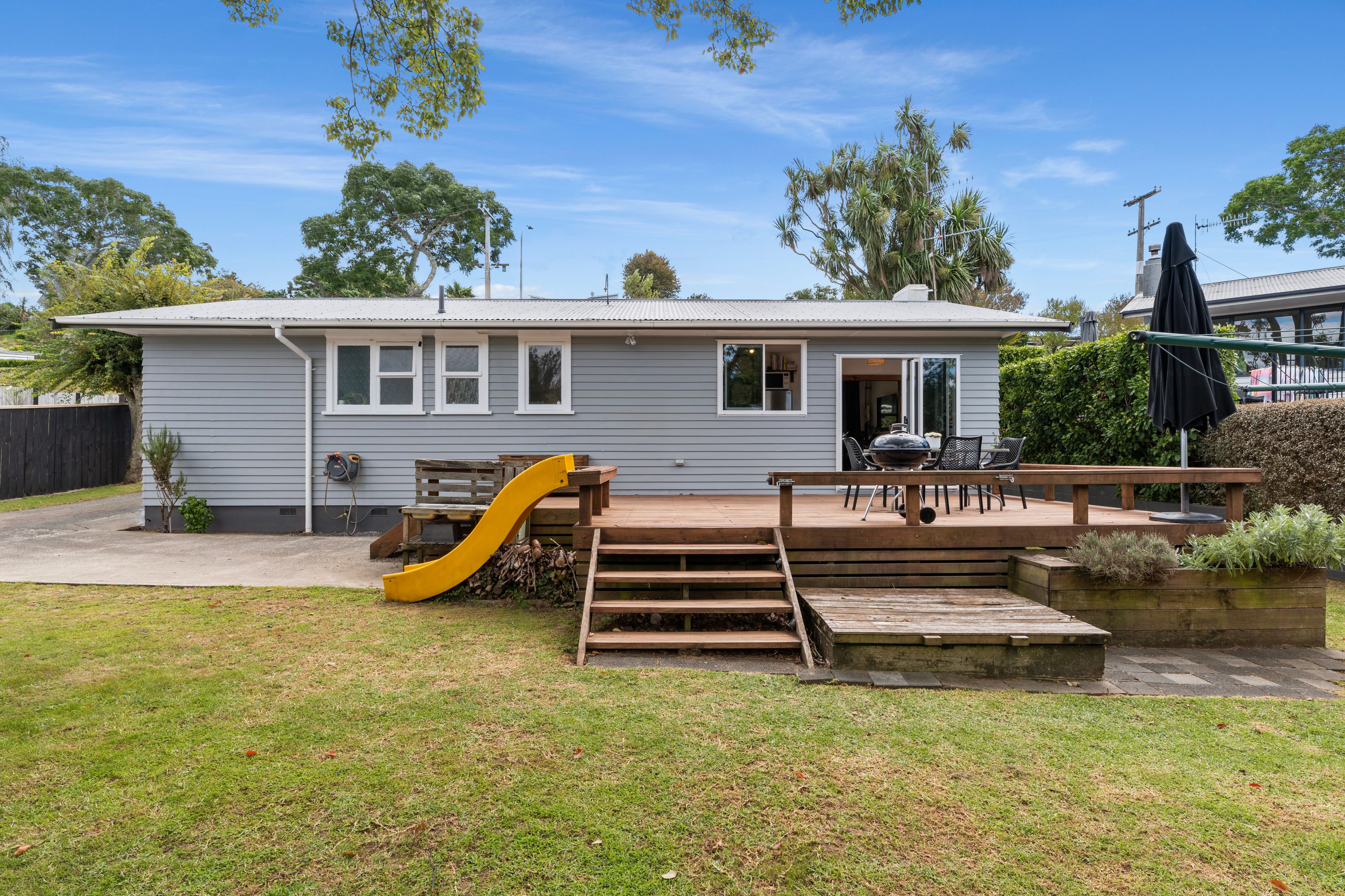 27 Kingswood Road, Brookfield, Tauranga City 3110 - Sold House - Ray ...