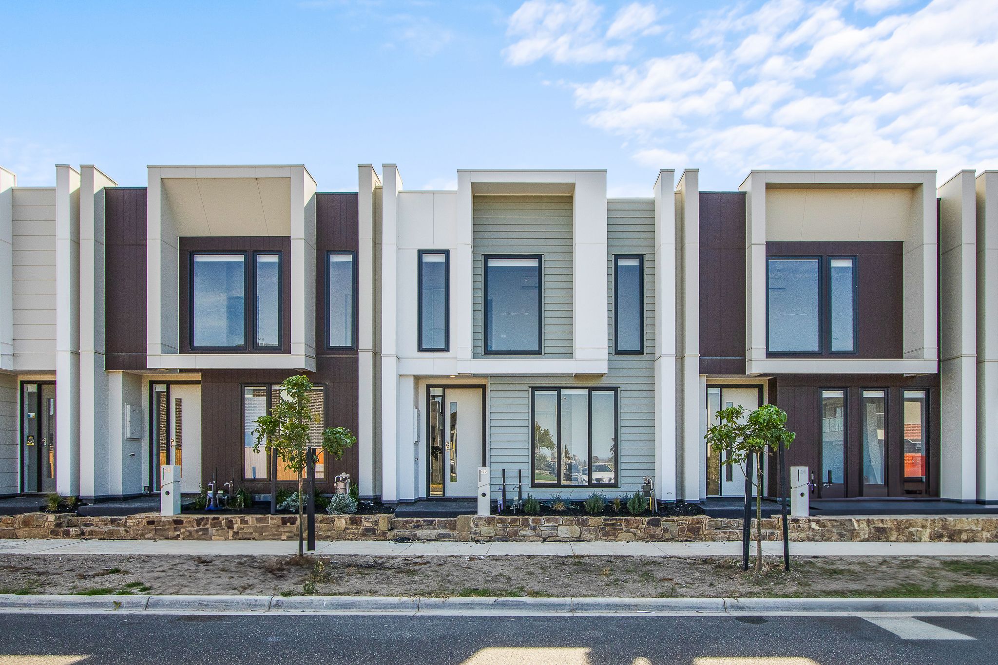 26 Khillari Circuit, Clyde North, VIC 3978 - Leased House - Ray White ...