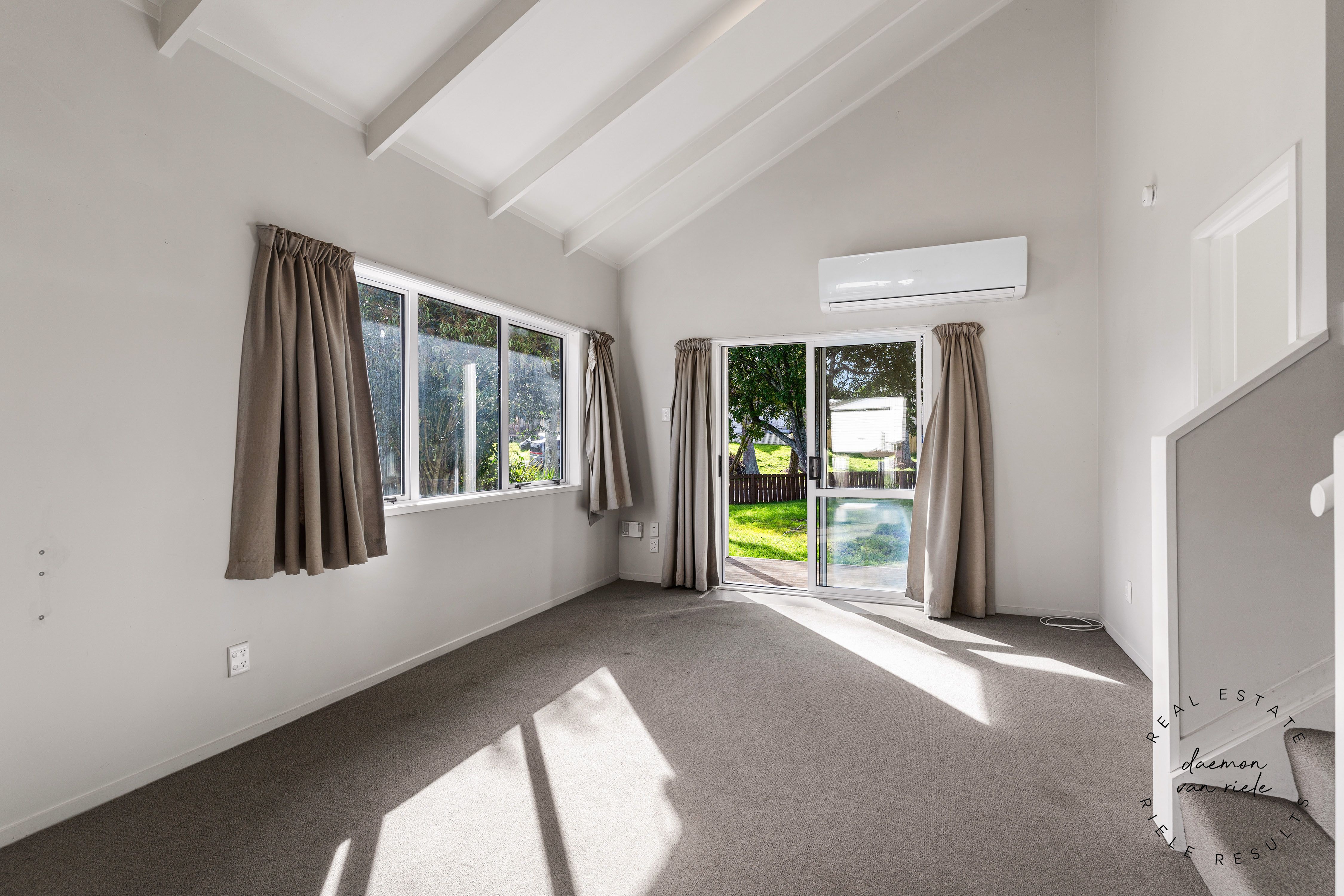 52 Moncrieff Avenue, Clendon Park, Manukau City 2103 - House for Sale ...