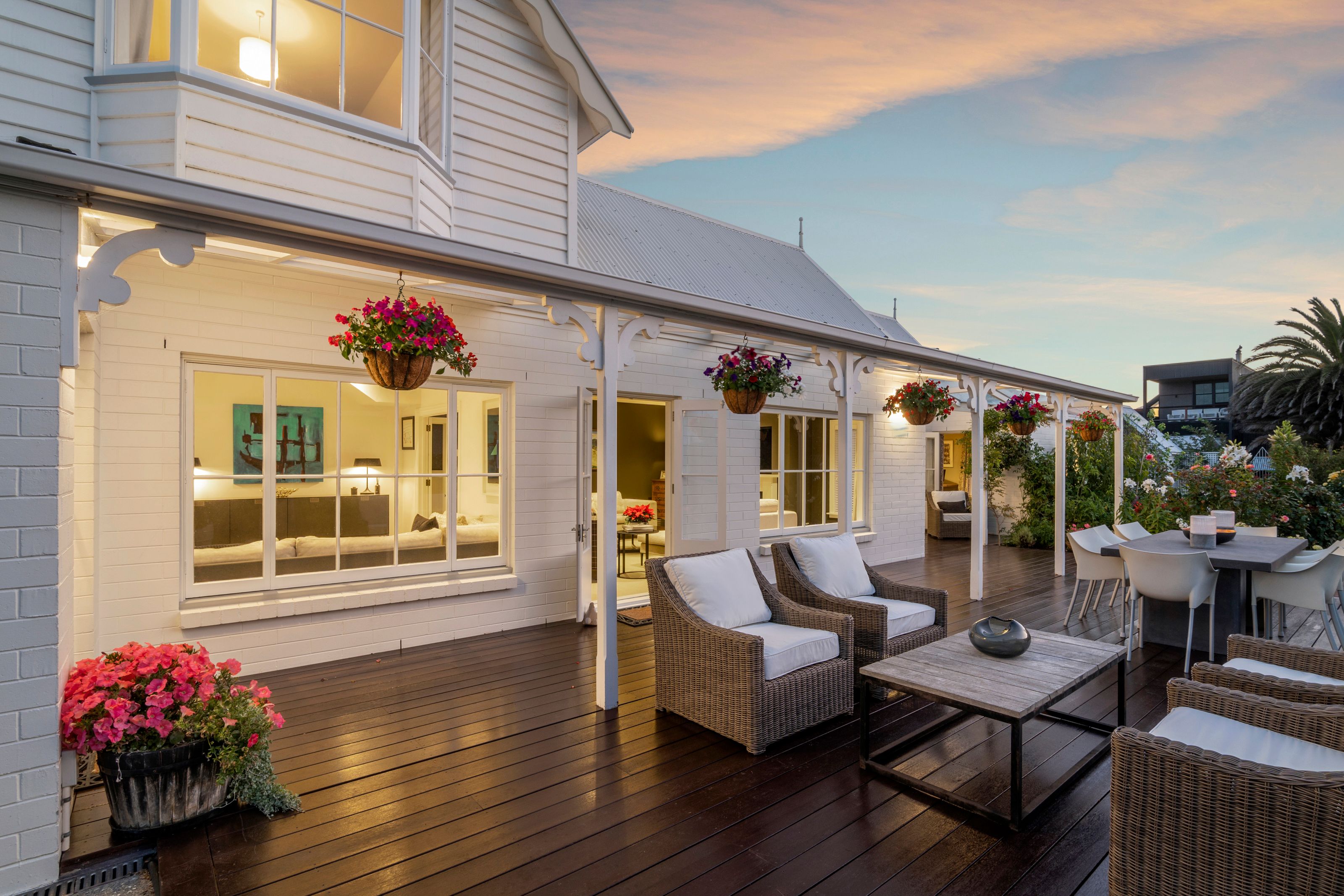 74 Esplanade, Sumner, Christchurch City 8081 - Sold House - Ray White ...