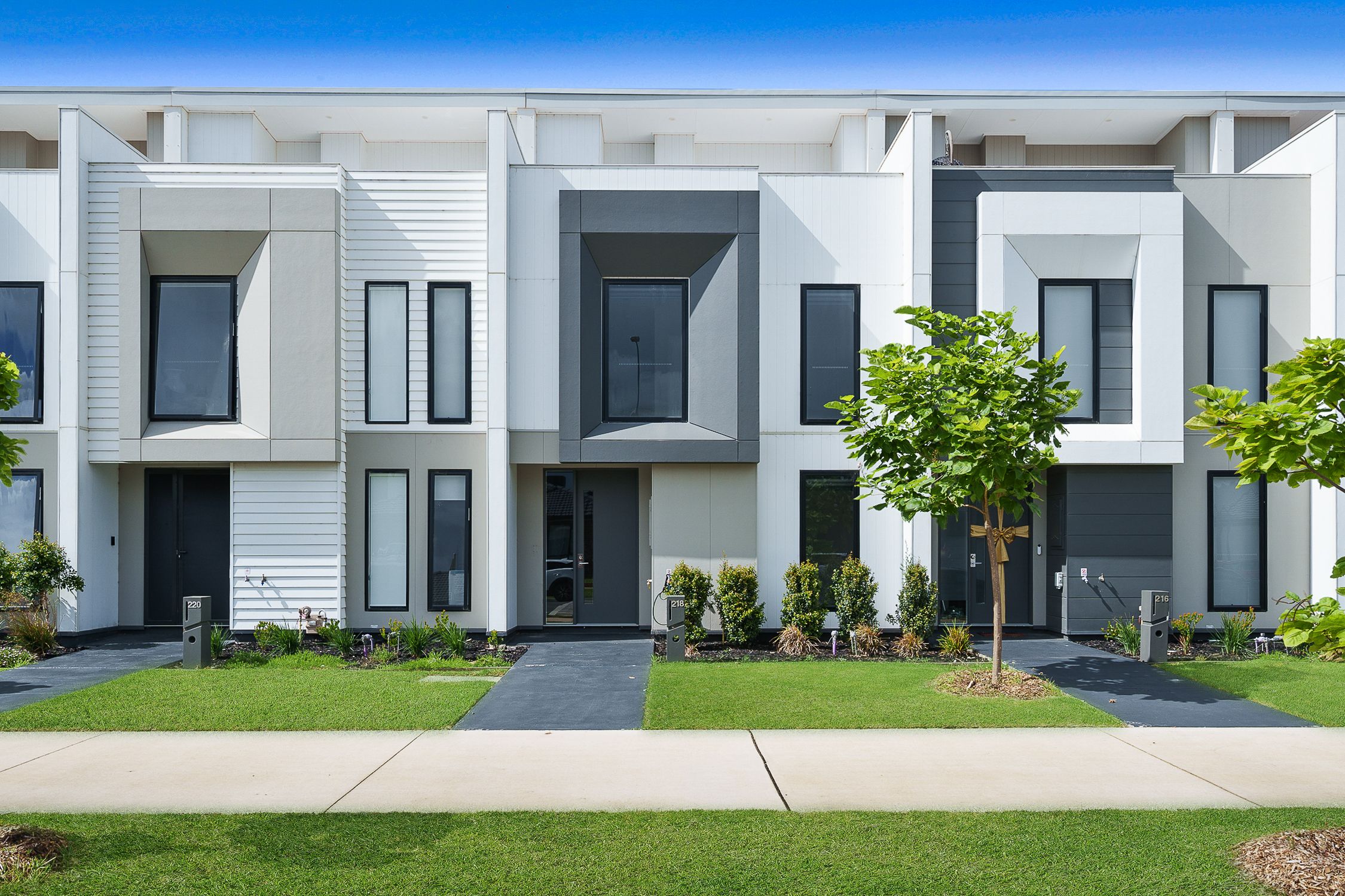 218 Carnival Boulevard, Berwick, VIC 3806 - Leased House - Ray White ...