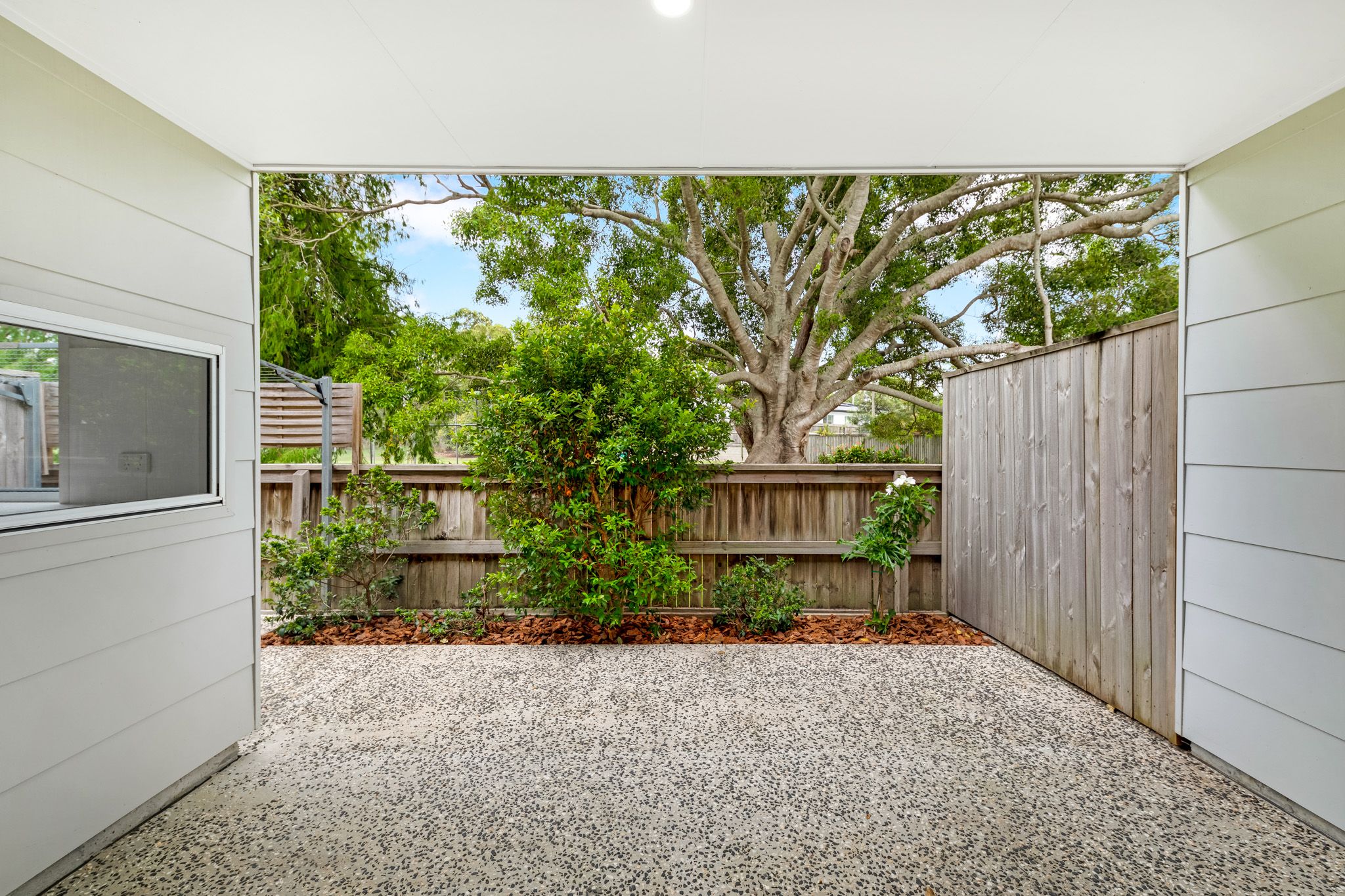 2/4 Sunshine Court, Maroochydore, QLD 4558 - Sold Unit - Ray White ...