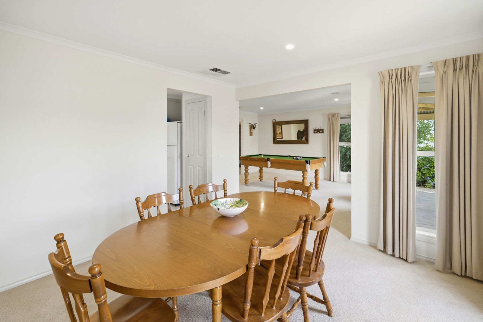 52 Robb Drive, Romsey, VIC 3434 - Sold House - Ray White Sunbury