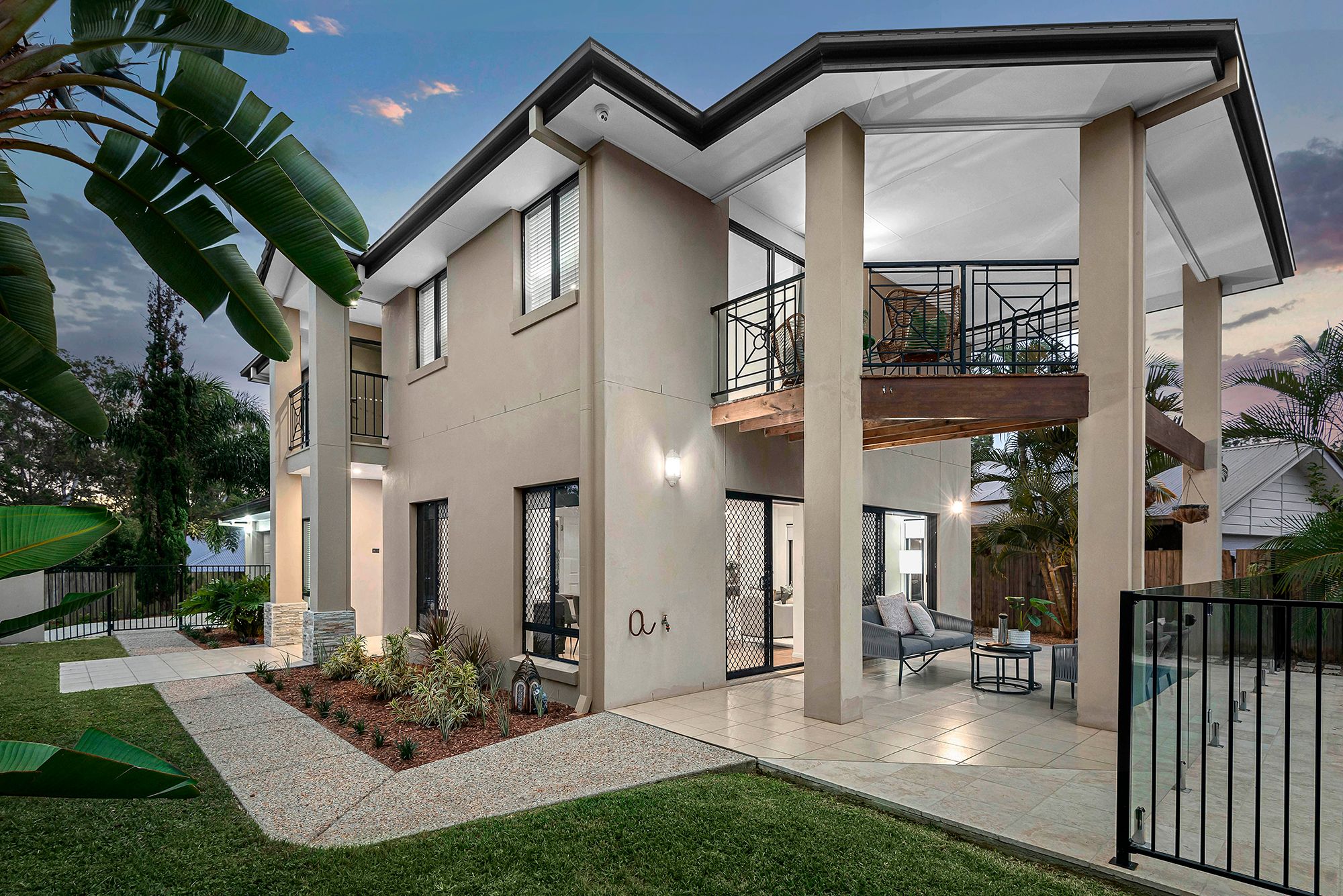 2 Goodenia Crescent, Seventeen Mile Rocks, QLD 4073 - Sold House - Ray ...