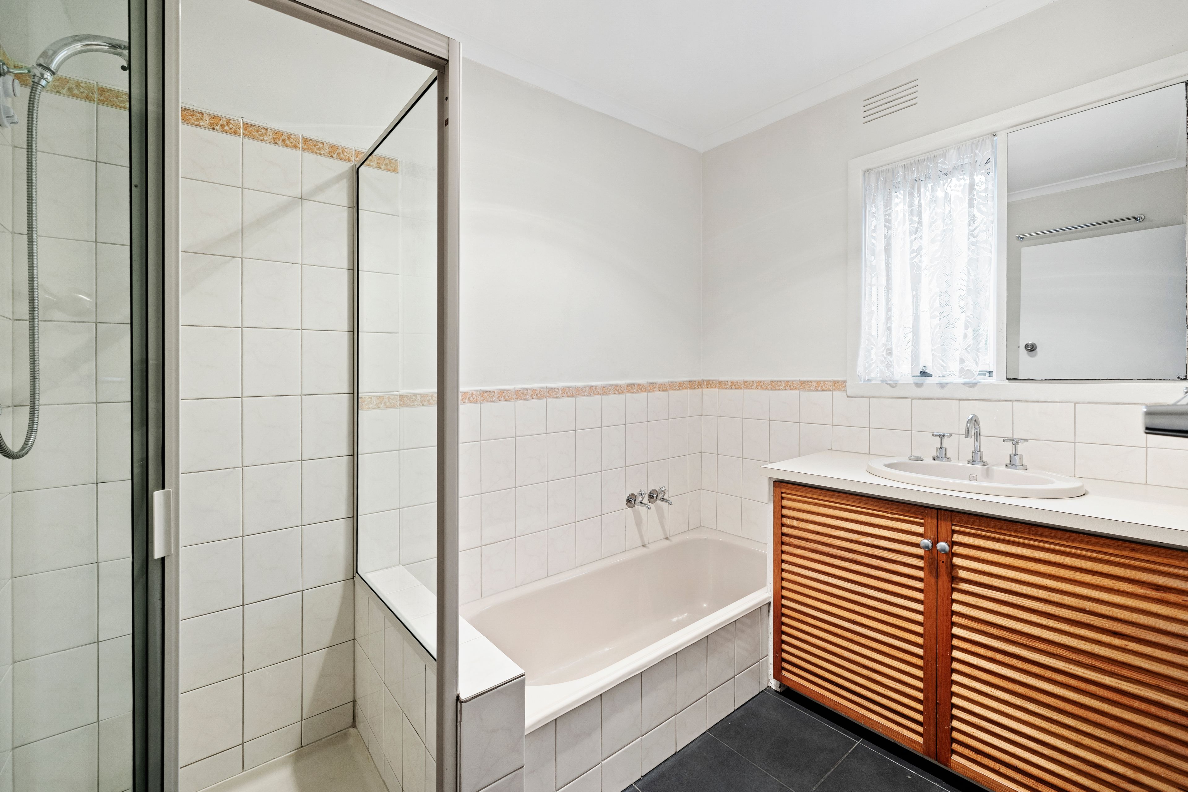 12 Gaydon Street, Ferntree Gully, VIC 3156 - Sold House - Ray White ...