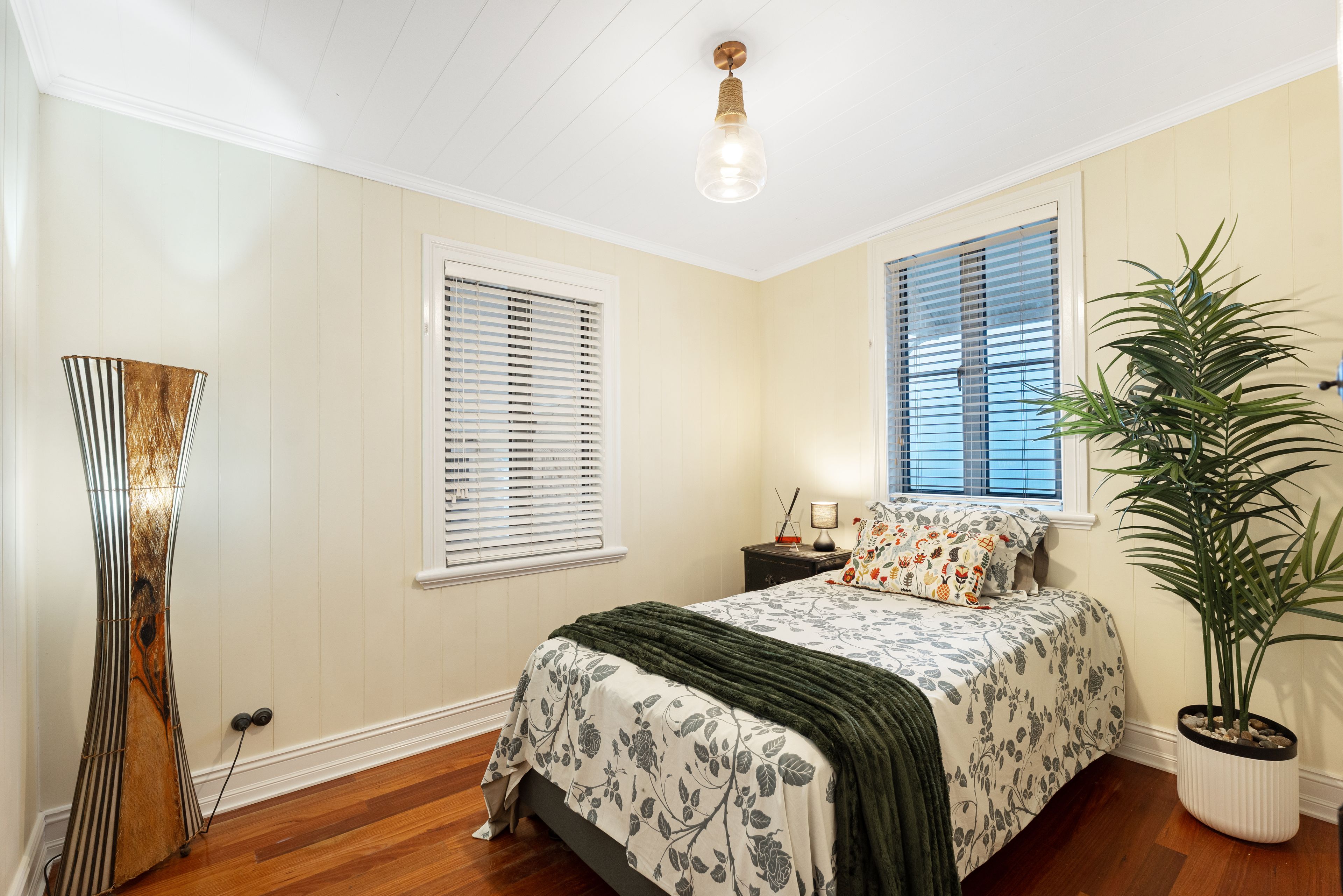 35 Flinders Parade, Scarborough, QLD 4020 - House for Rent - Ray White ...